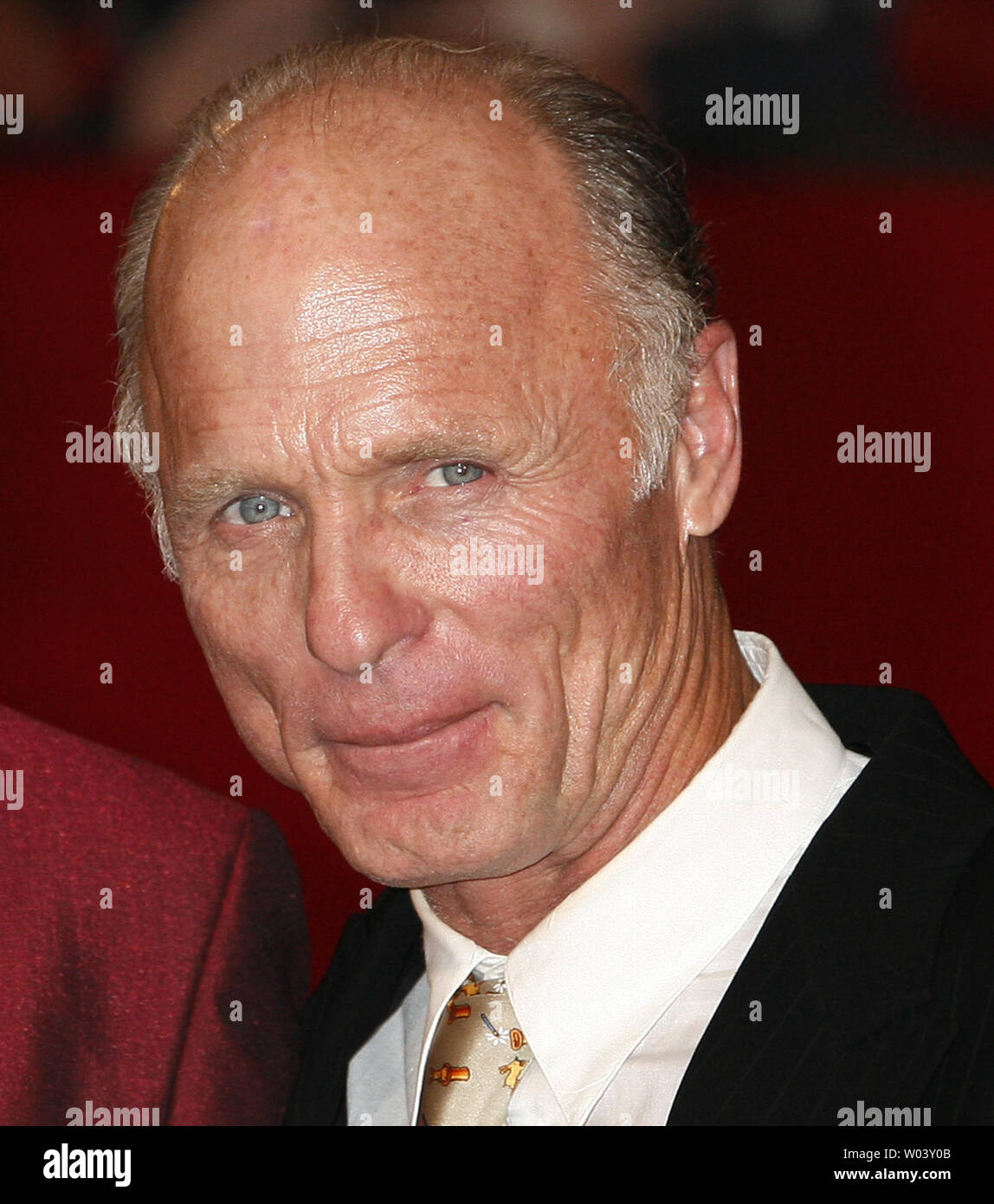 Actor Ed Harris arrives on the red carpet before a screening of the ...