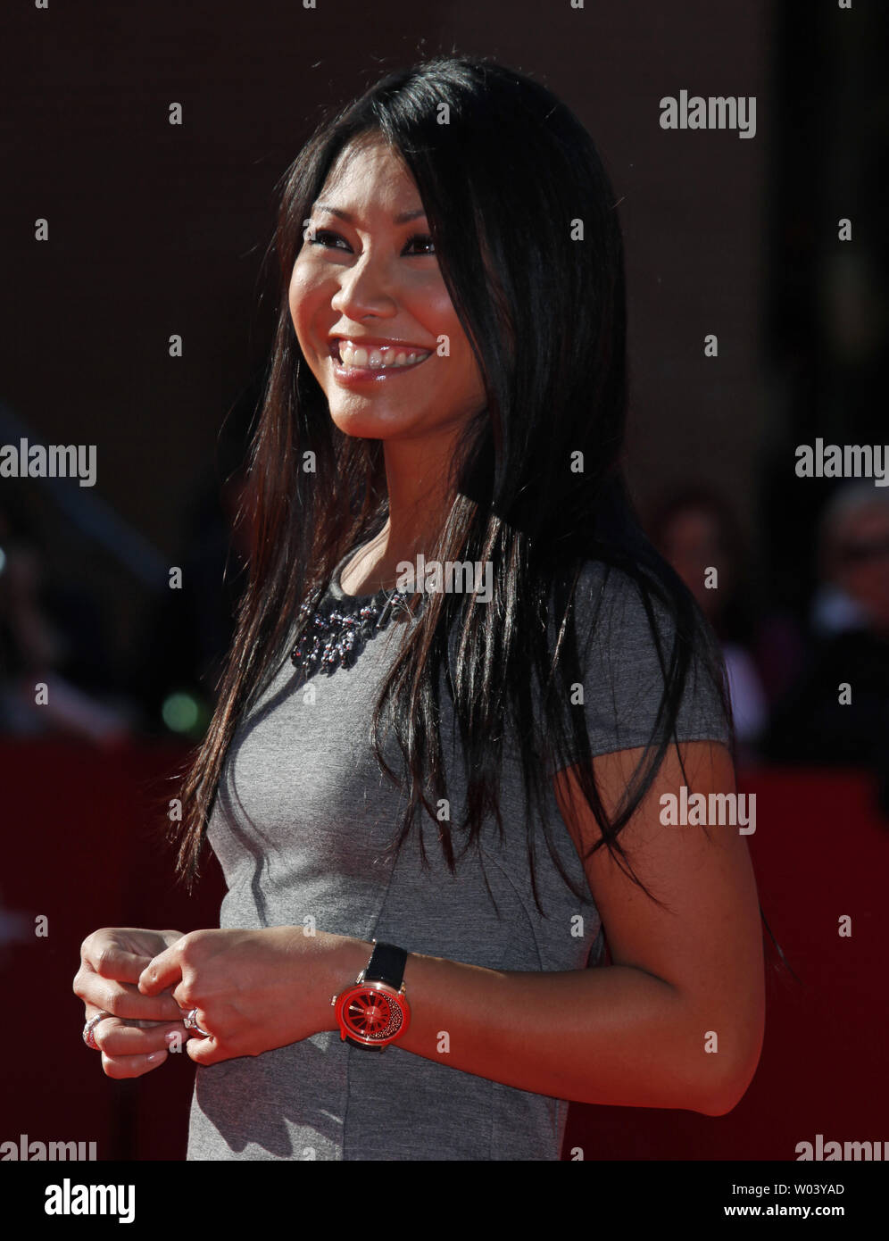 Anggun hi-res stock photography and images - Alamy