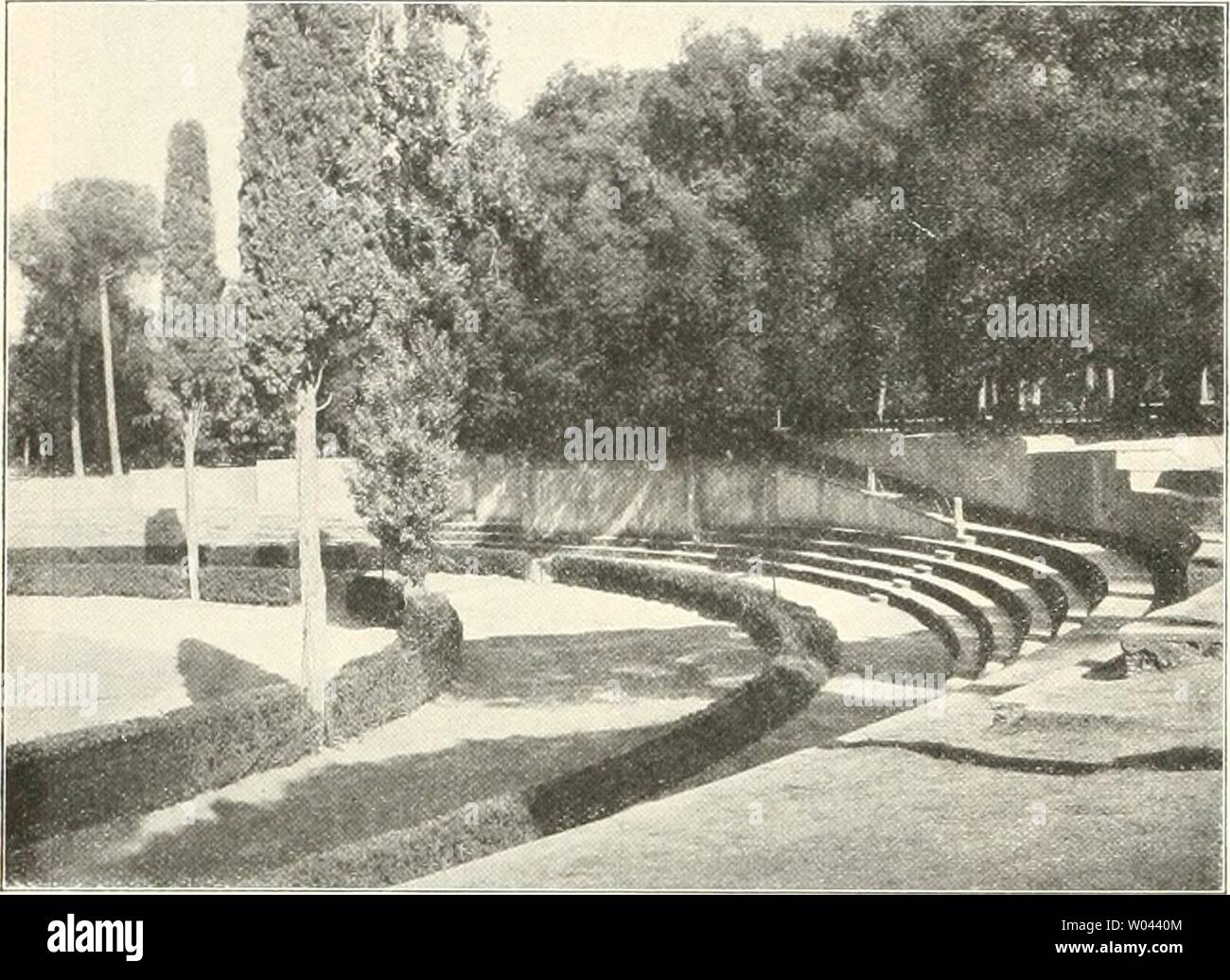 Terrassen und wasserbecken hi-res stock photography and images - Alamy