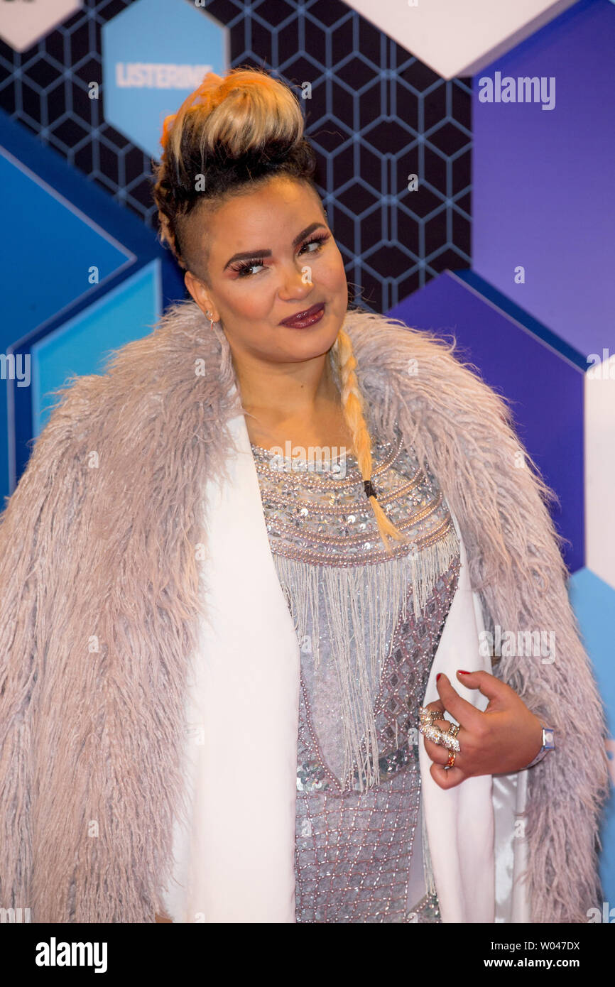 Eva Simons arrives at the MTV Europe Music Awards in Rotterdam, The ...