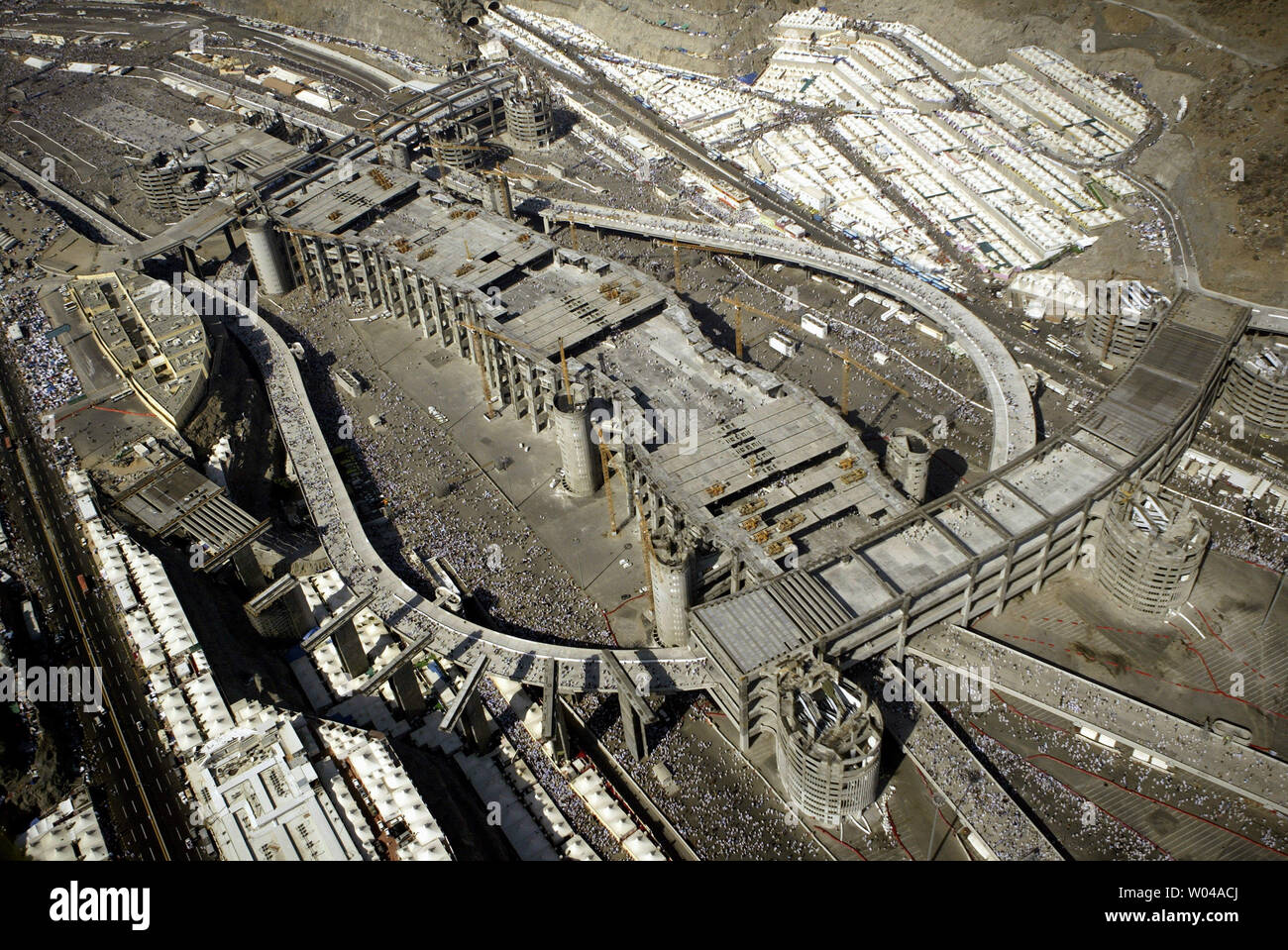 Jamarat hi-res stock photography and images - Alamy