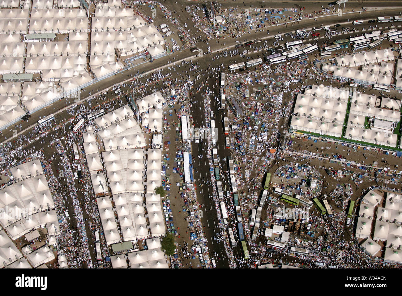 Saudi arabia hajj mina head hi-res stock photography and images - Alamy