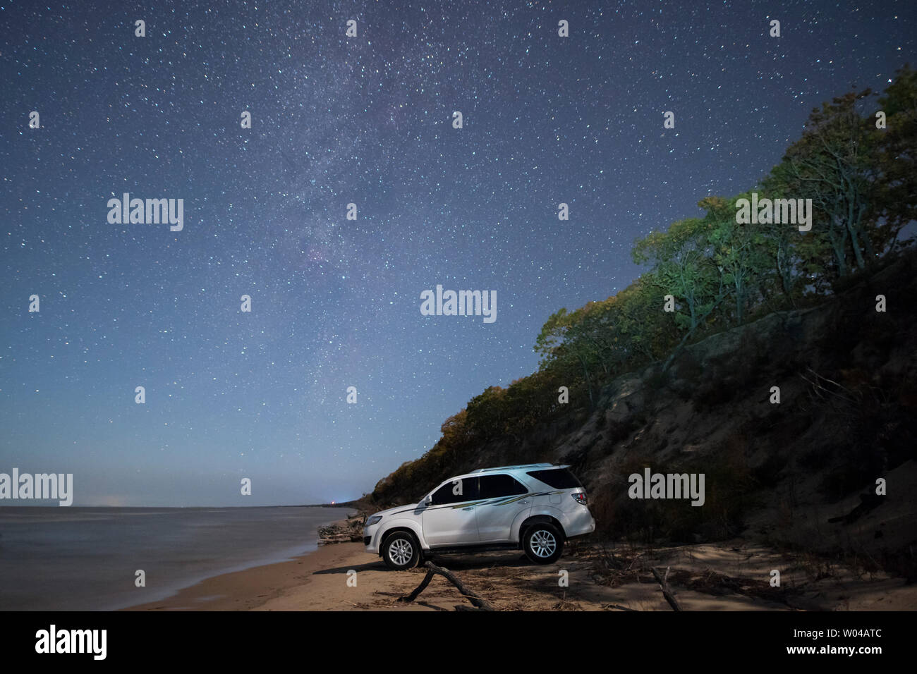 Sino-Russian border lake Xingkai lake starry sky Stock Photo - Alamy