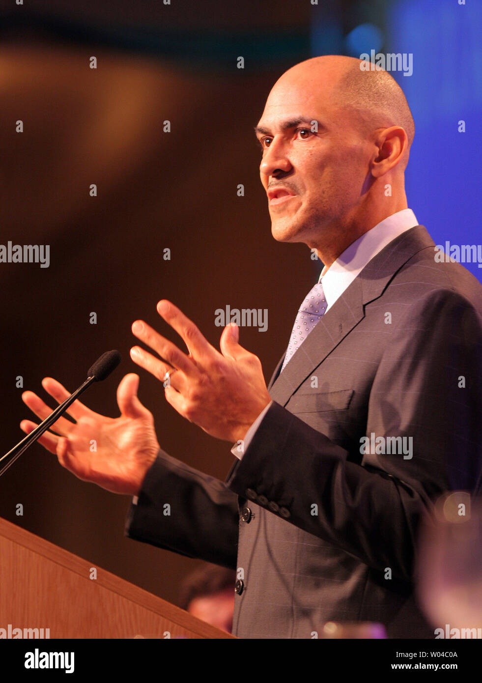 Tony dungy family hi-res stock photography and images - Alamy