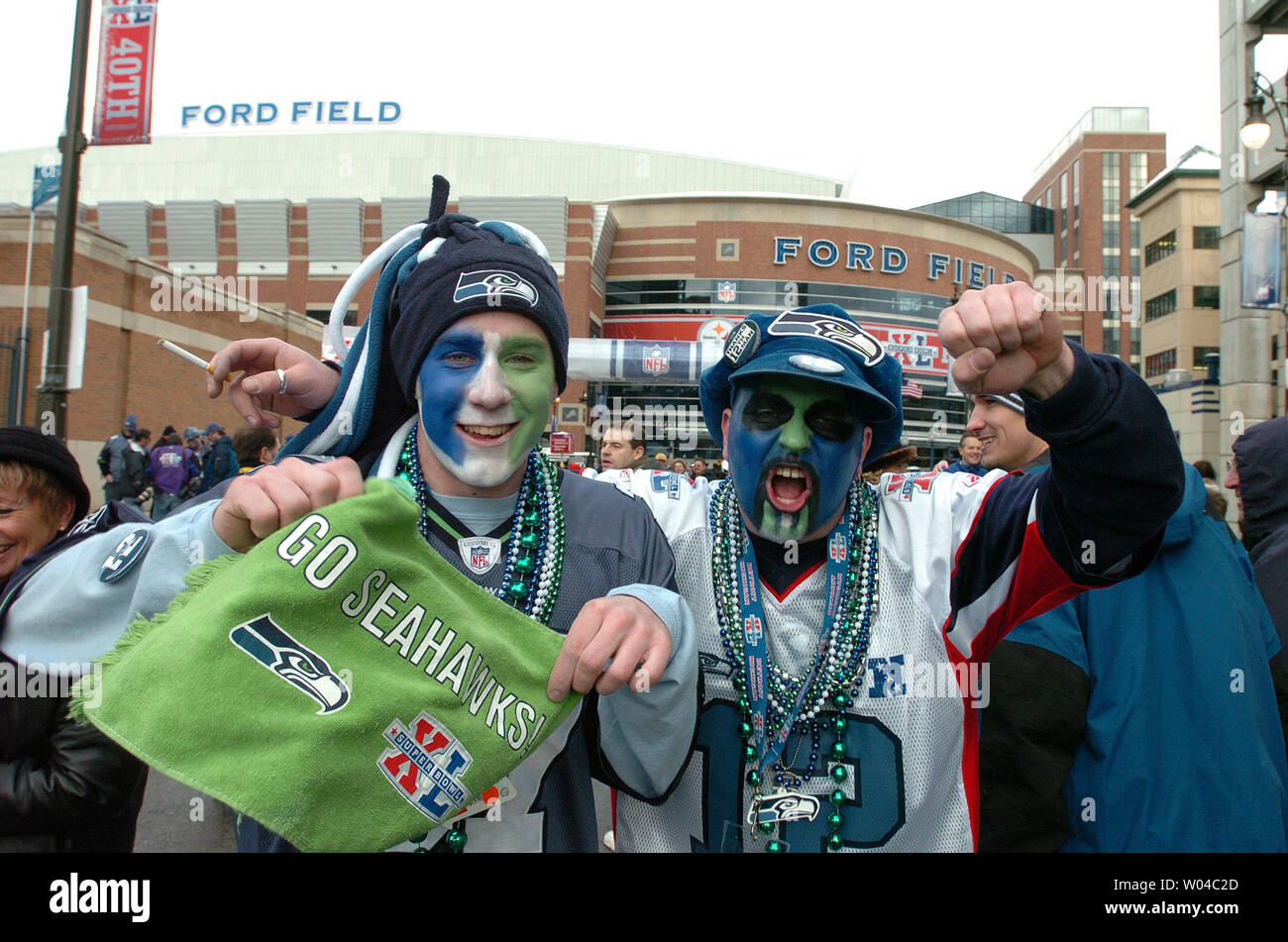 Seahawks fans arrive at Super Bowl XL featuring the Seattle Seahawks ...