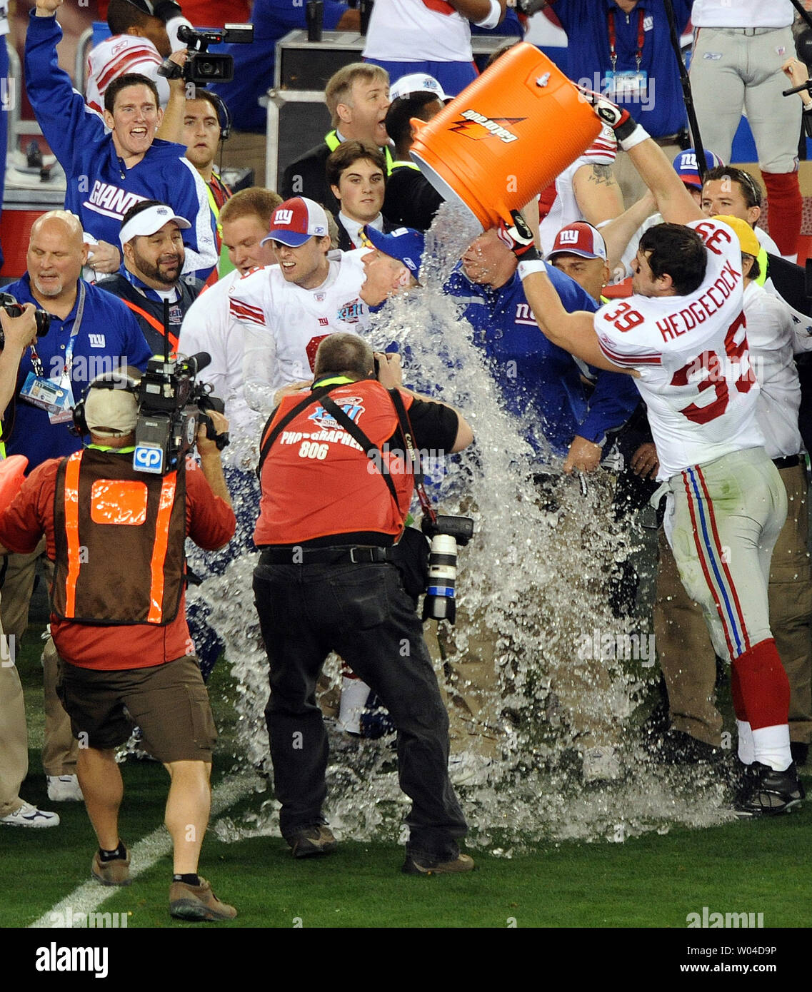 New york giants football gatorade hi-res stock photography and images ...