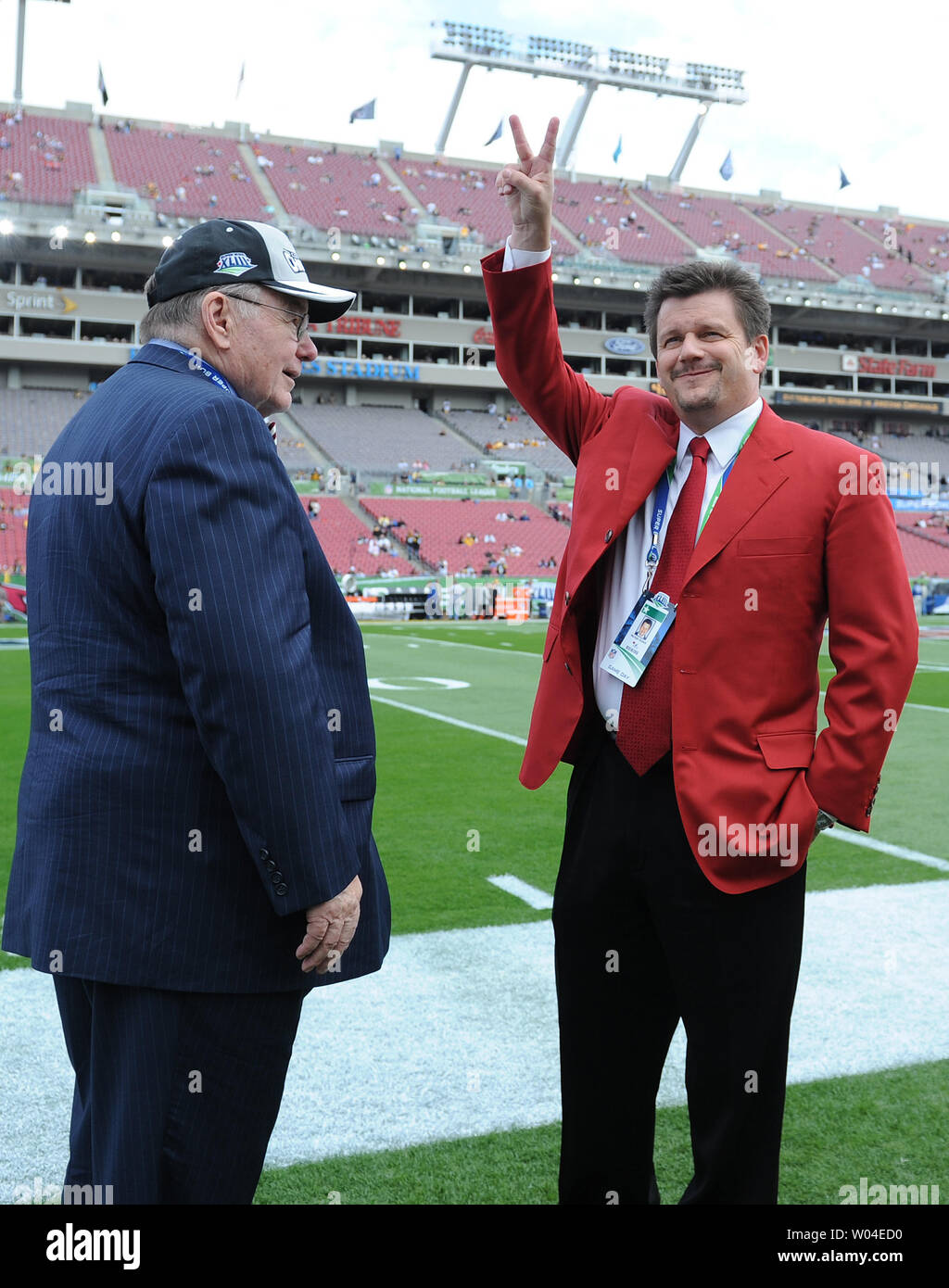 Michael bidwell and cardinals hi-res stock photography and images - Alamy