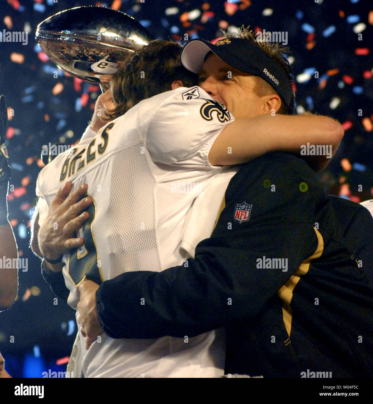 Drew brees vince lombardi trophy hi-res stock photography and images ...