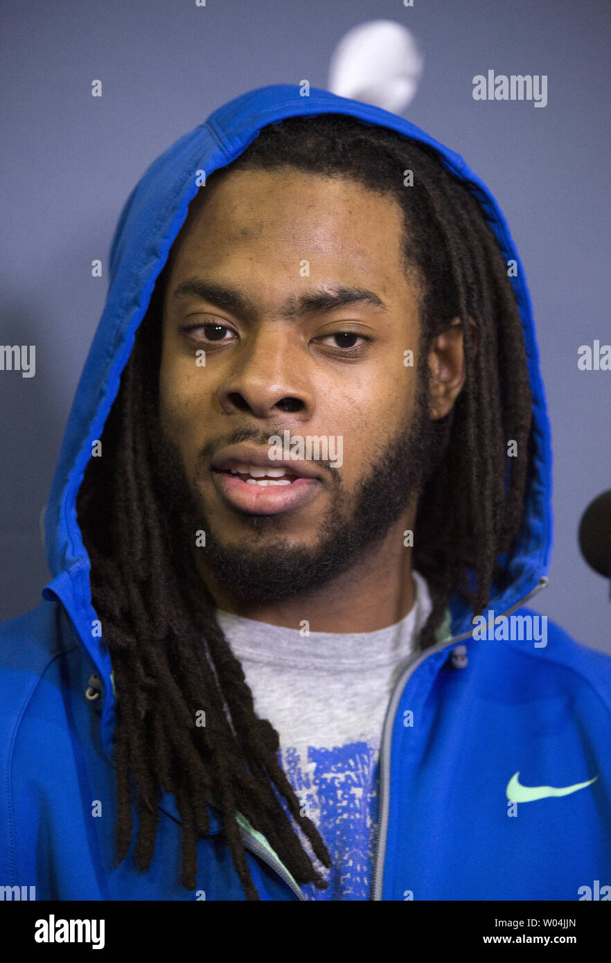 Seattle seahawks cornerback richard sherman hi-res stock photography ...