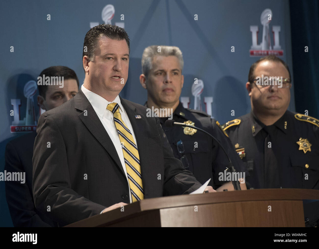 Mark dawson hi-res stock photography and images - Alamy