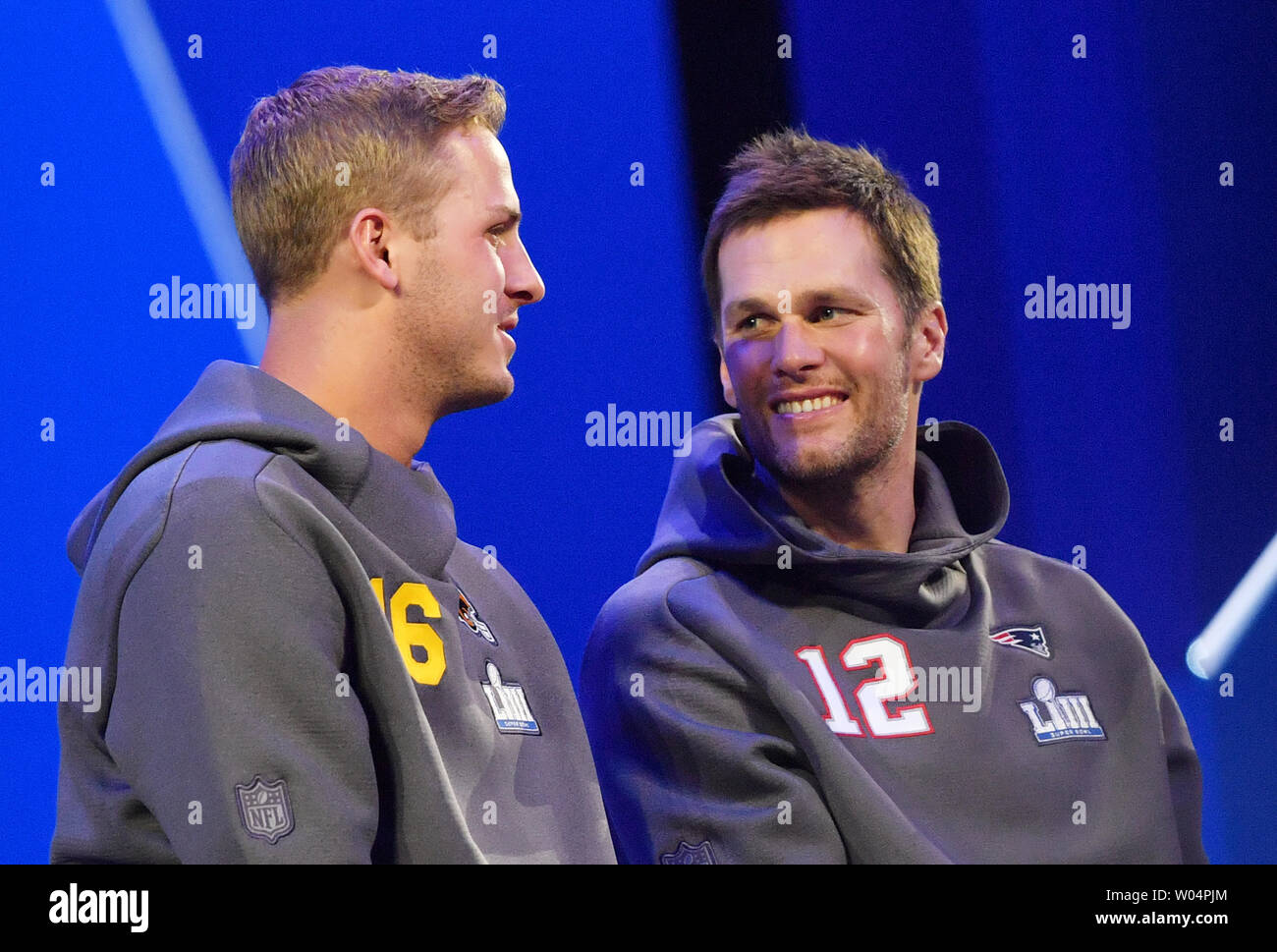 New England Patriots quarterback Tom Brady and Los Angeles Rams ...
