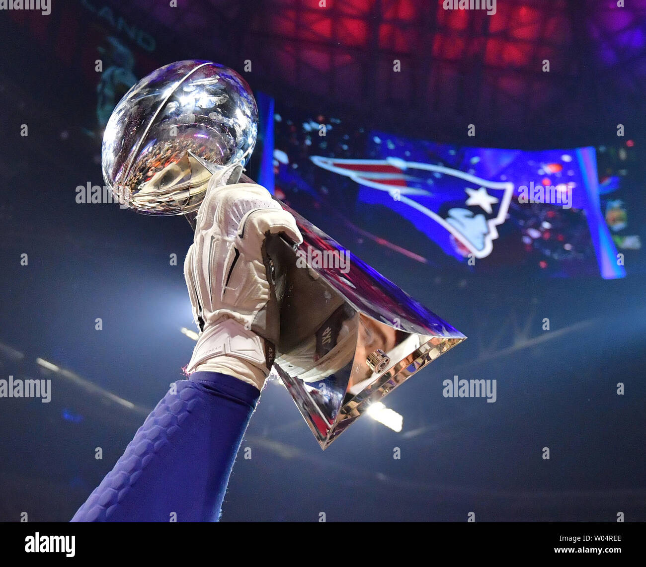 Super bowl liii trophy los angeles rams hi-res stock photography and ...