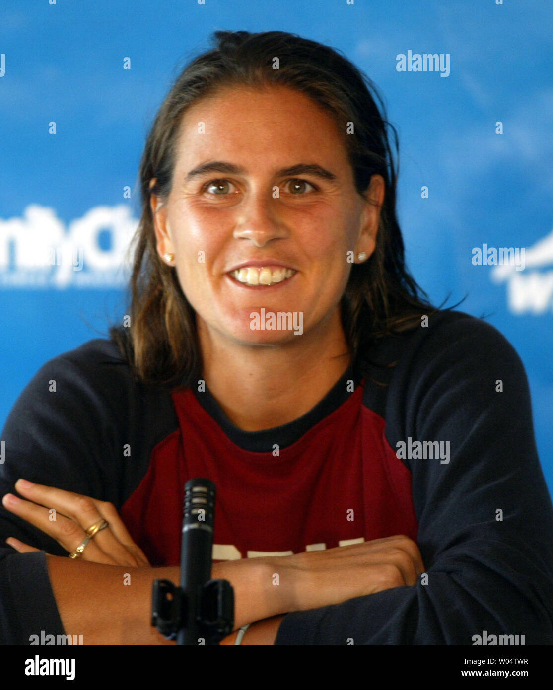 Conchita martinez of spain hi-res stock photography and images - Alamy