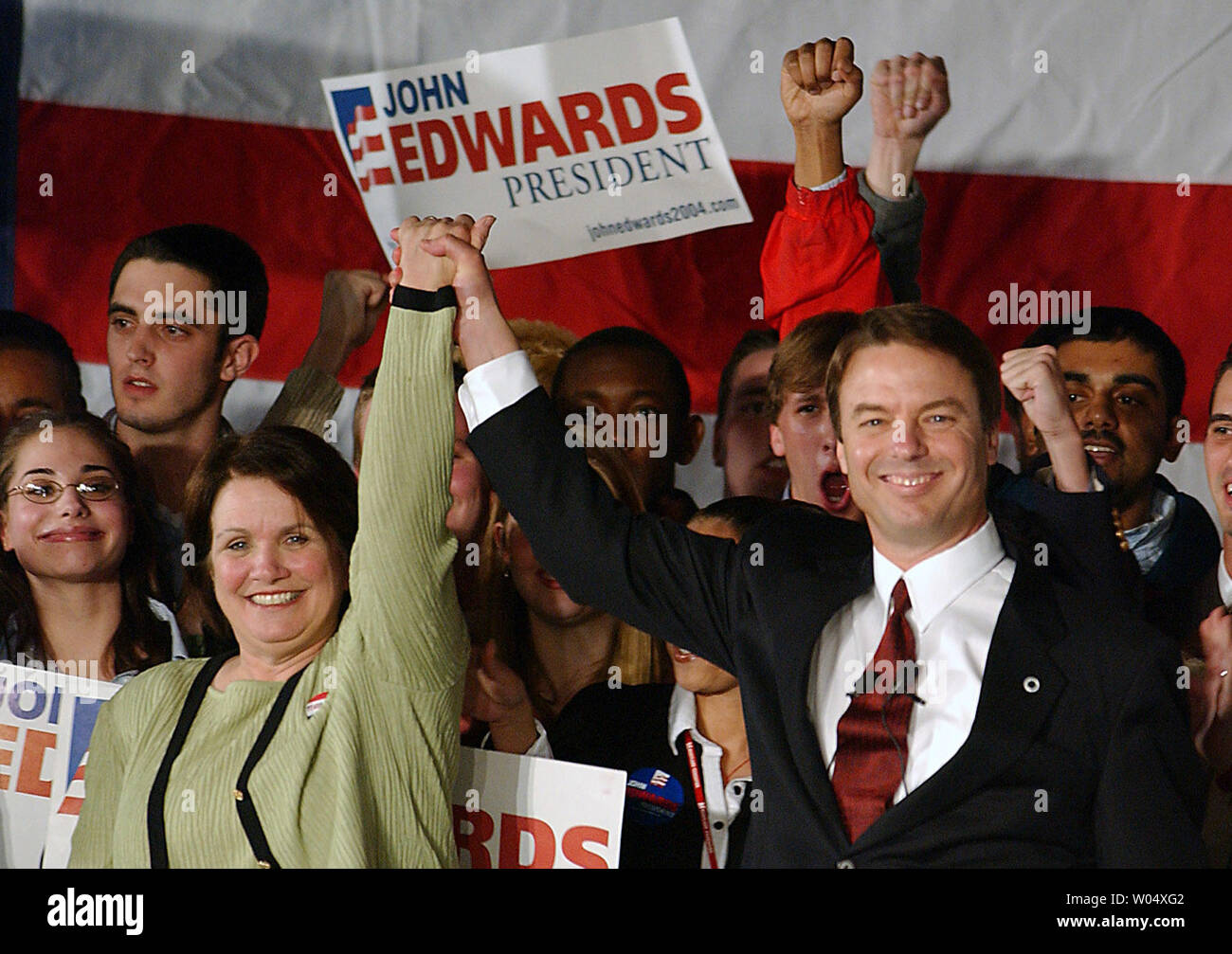 Senator john edwards wife elizabeth hi-res stock photography and images ...