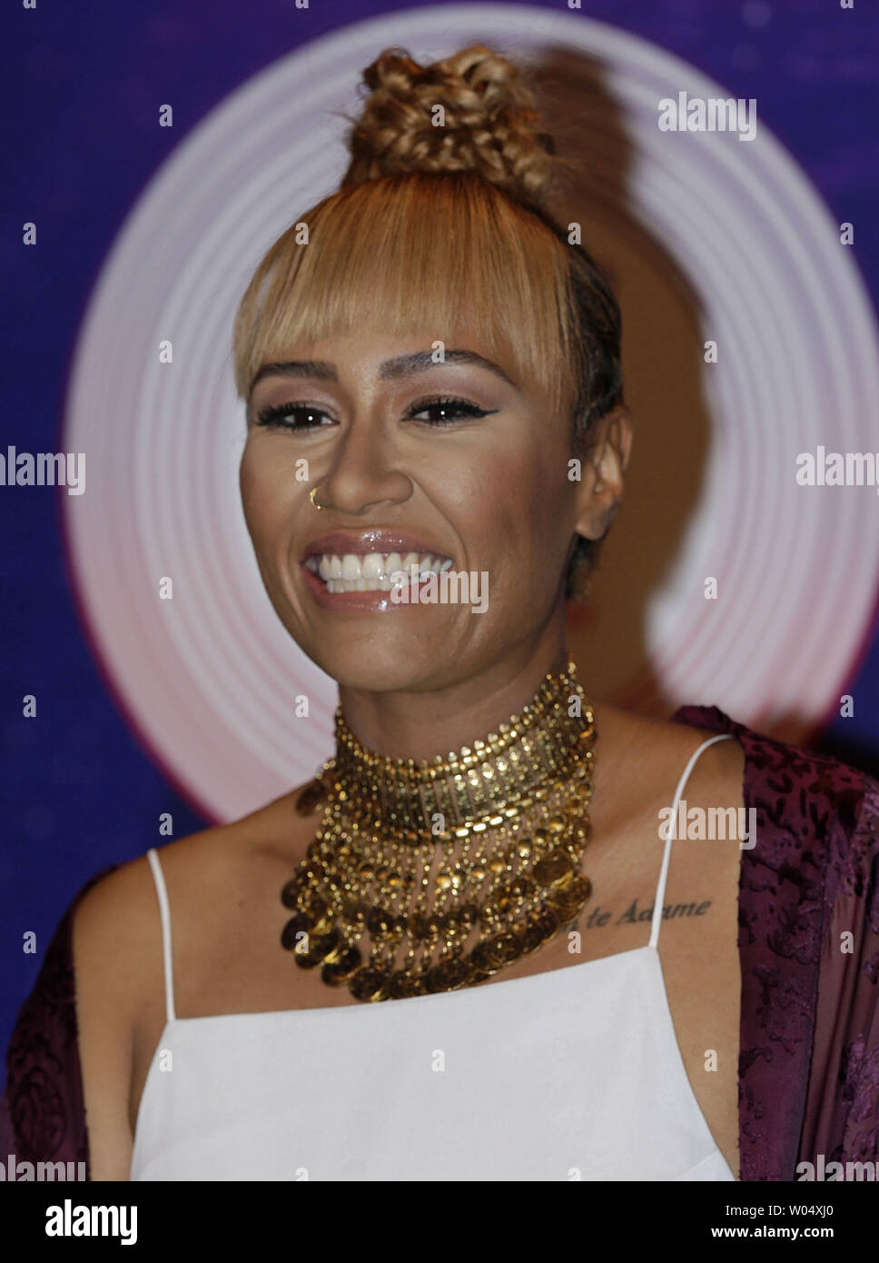 Emelie Sande arrives at the MTV Europe Music Awards in Glasgow ...
