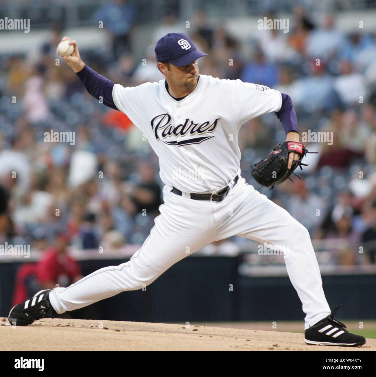 San Diego Padres pitcher Brian Lawrence starts for the Padres in a game ...