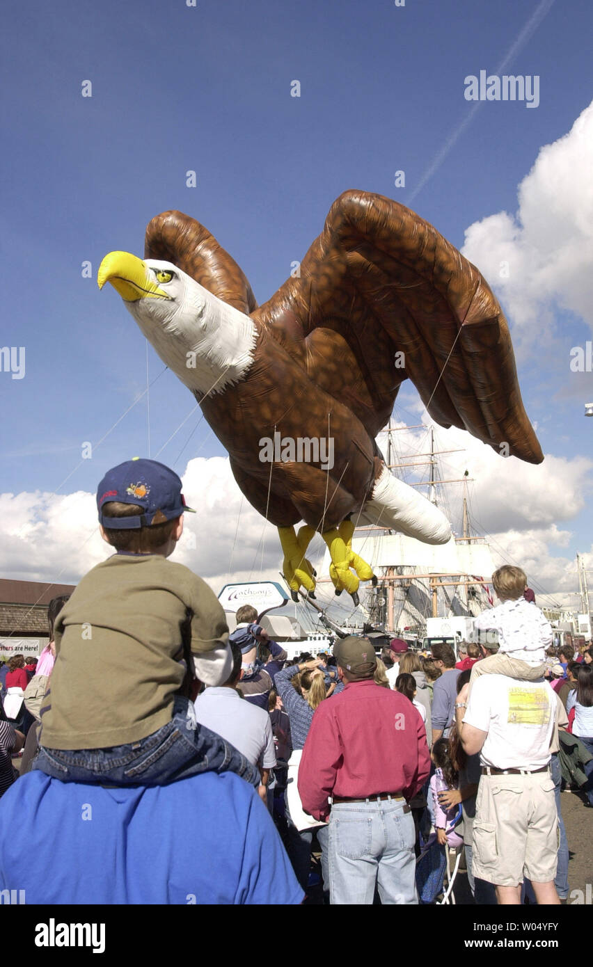 San diego holiday balloon parade hi-res stock photography and images ...