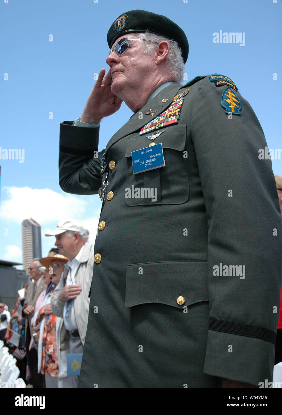 Wwii 60th anniversary hi-res stock photography and images - Alamy
