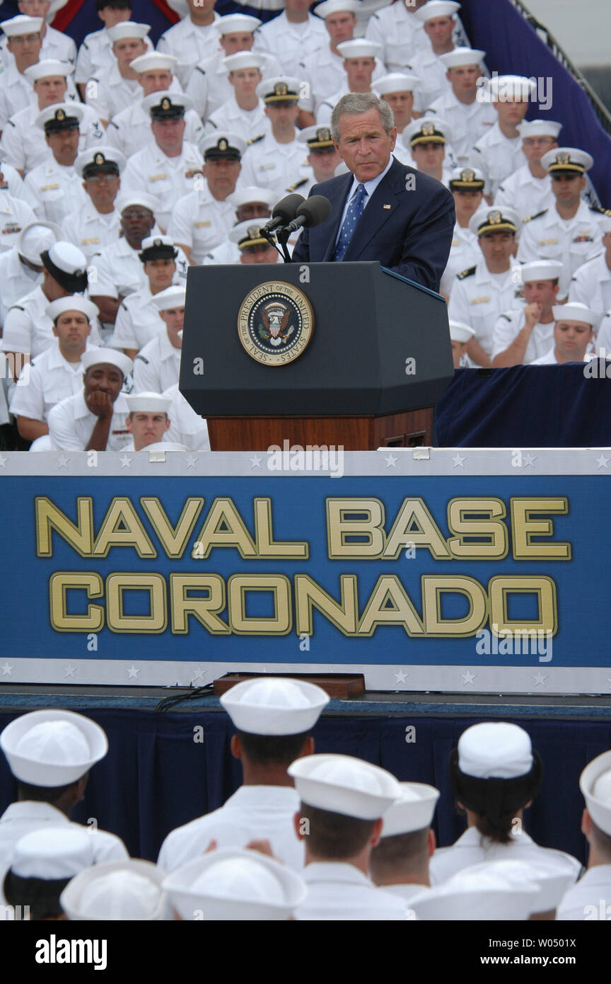 U.S. President George W. Bush delivers a speech to a crowd of Naval ...