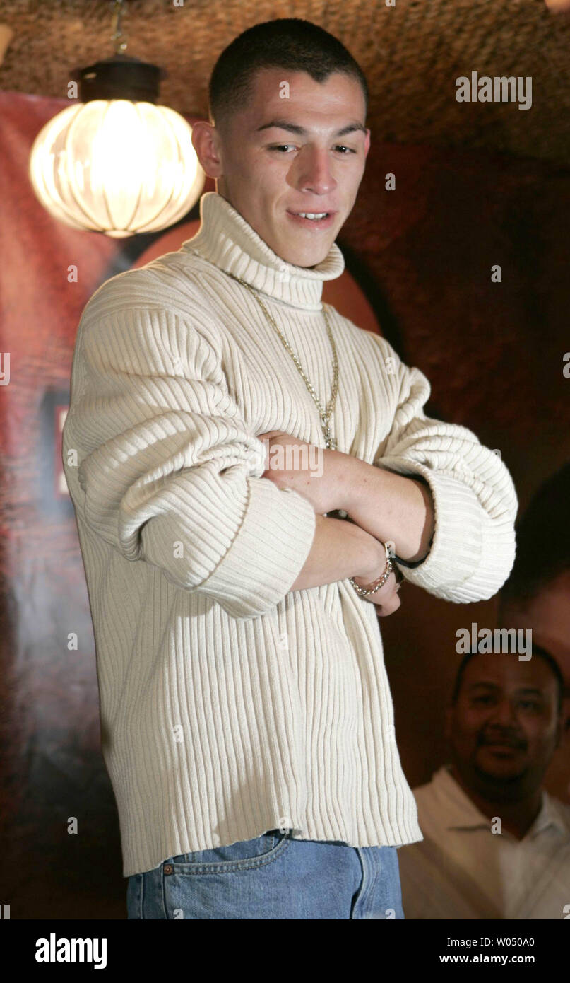 Eighteen-year-old Jorge Paez Jr., son of the world champion Jorge Paez ...