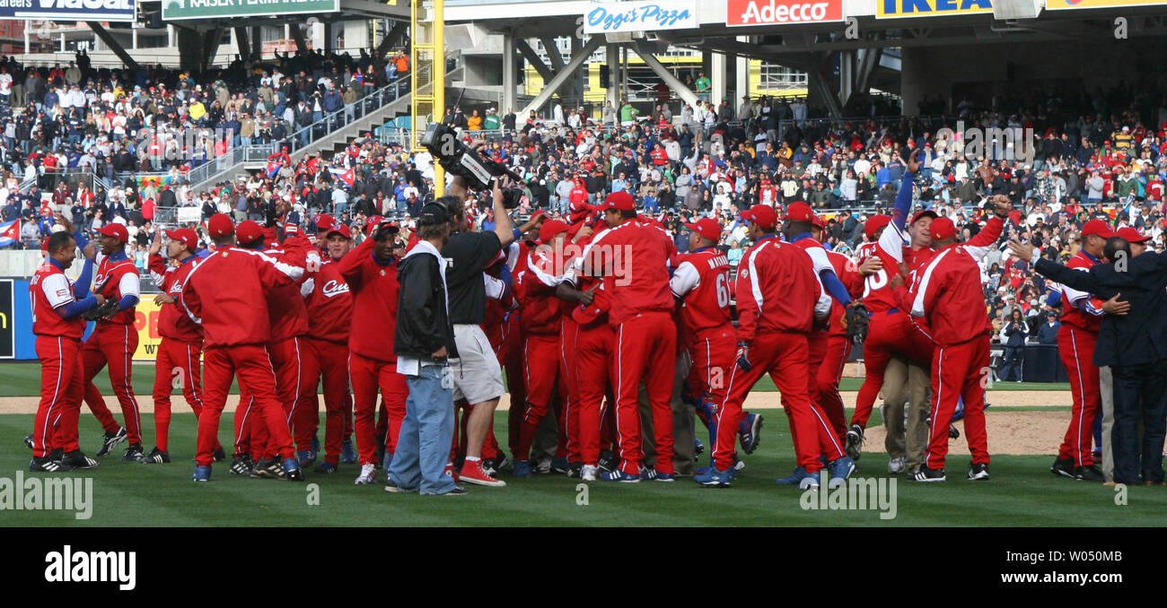 Cuban national baseball team hi-res stock photography and images - Alamy