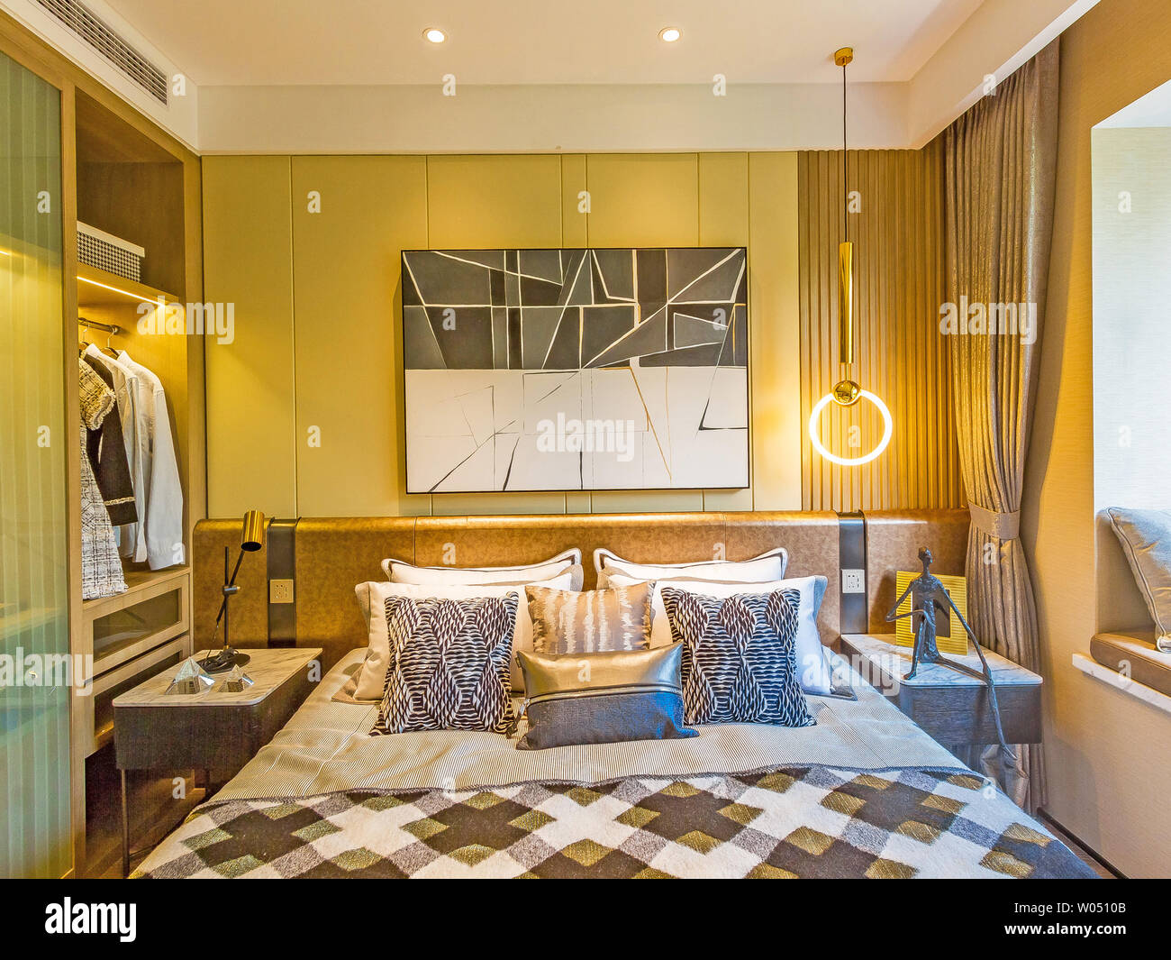 Bedroom, sleep, comfortable and comfortable rest environment, different ...