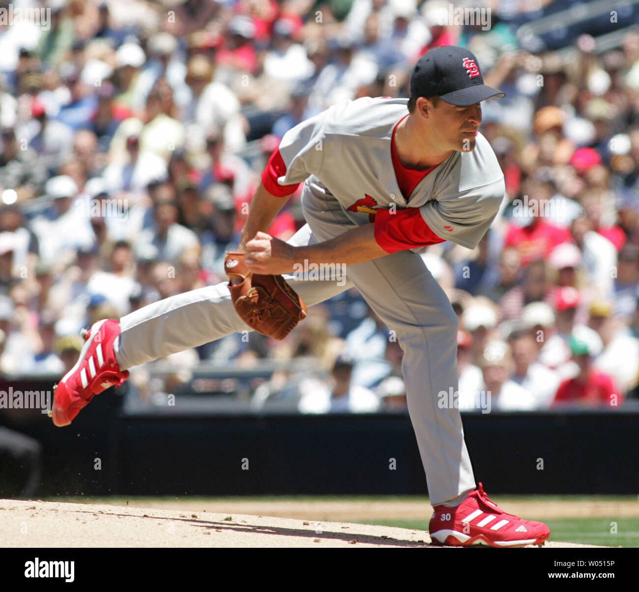 St. Louis Cardinals pitcher Mark Mulder starts the game between the San ...