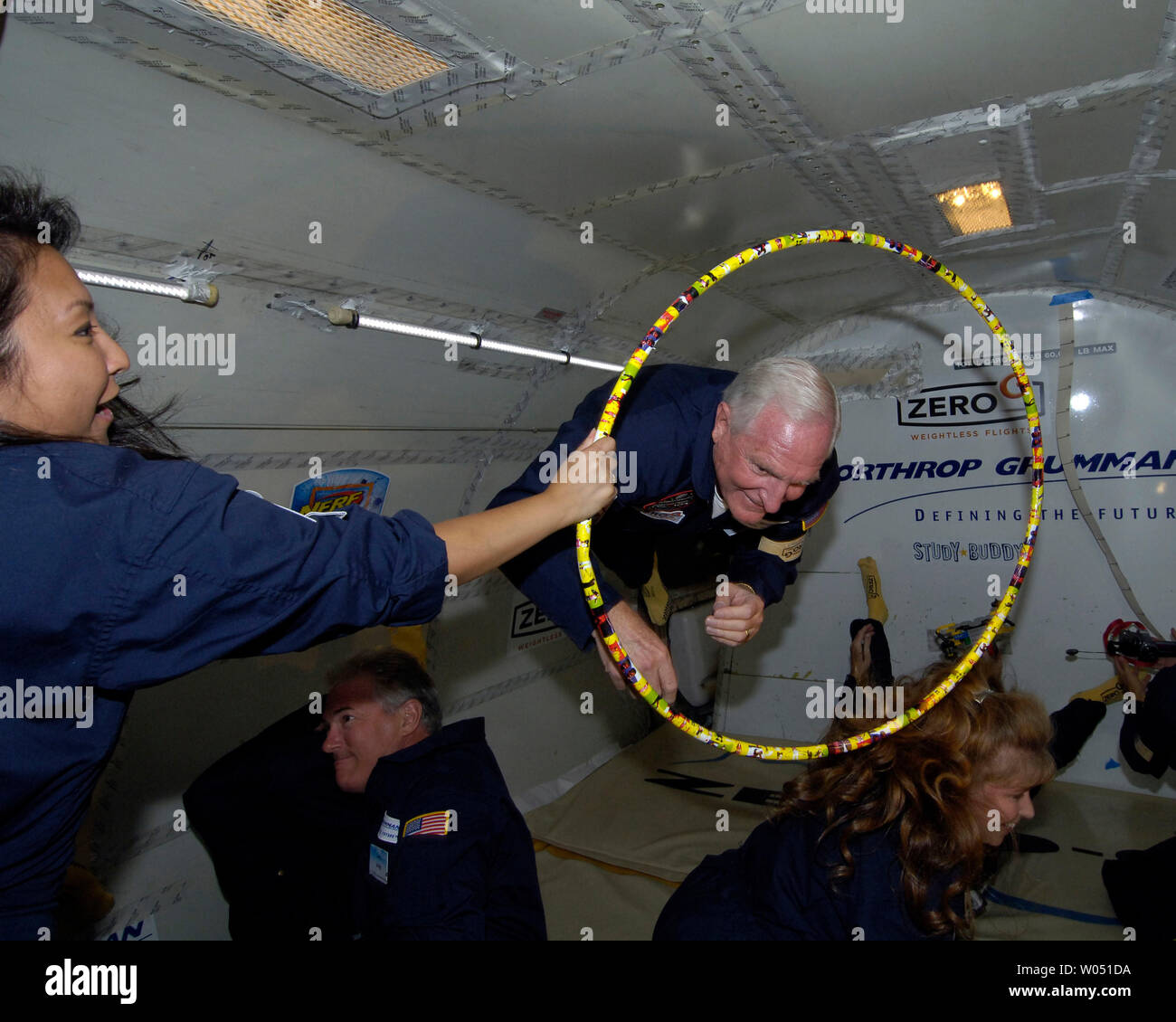 Intel Corporation Chairman of the Board, Craig Barrett floats ...