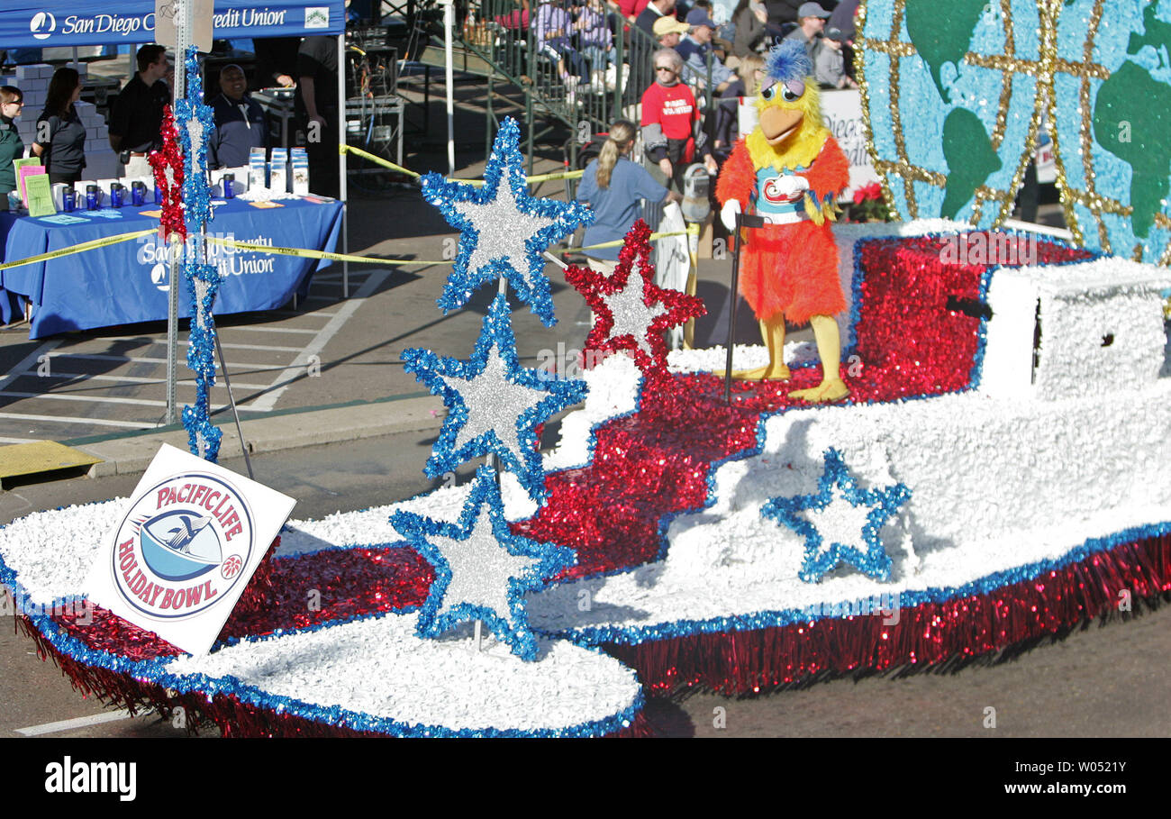 Big bay balloon parade hi-res stock photography and images - Alamy