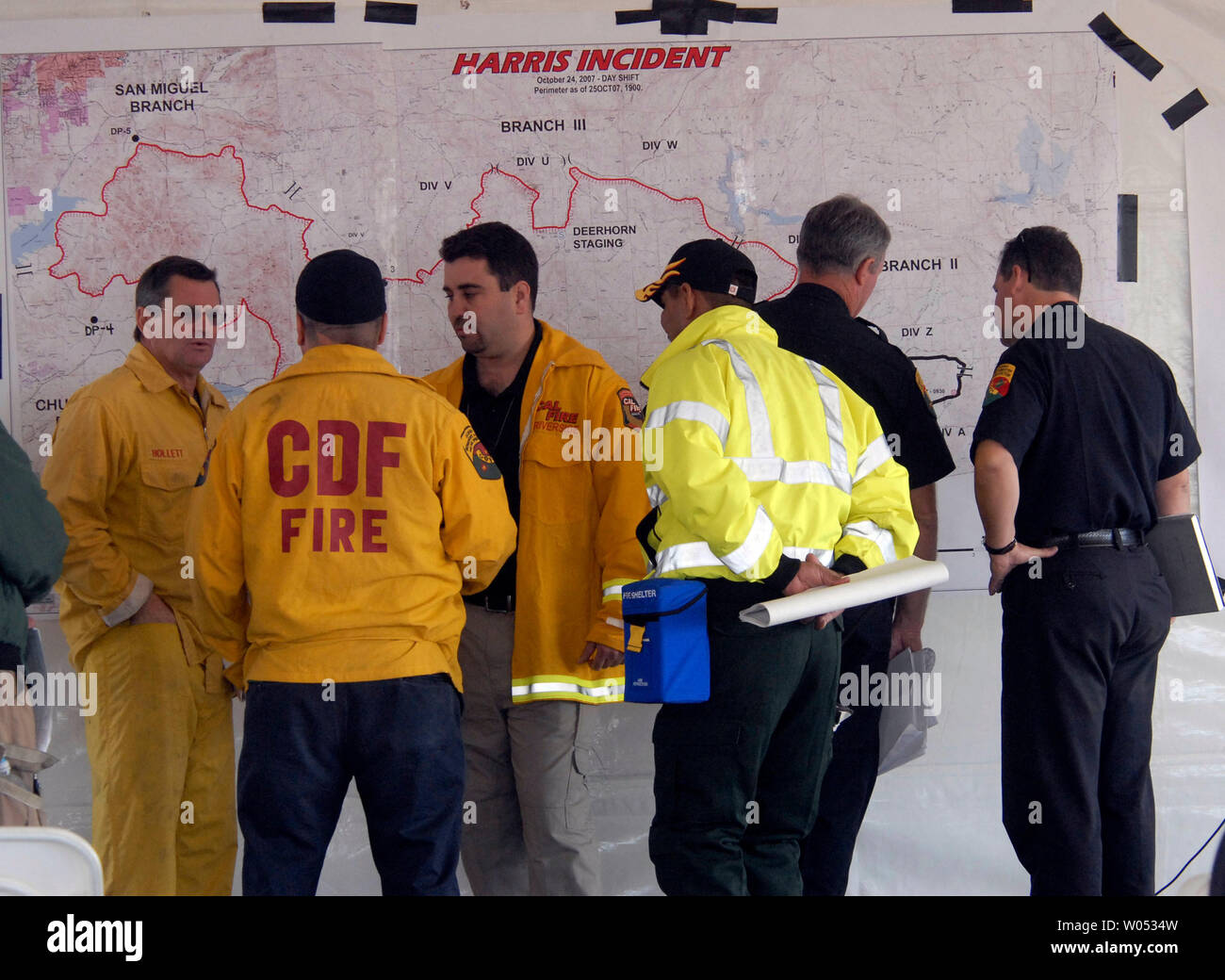 Fire command hi-res stock photography and images - Alamy