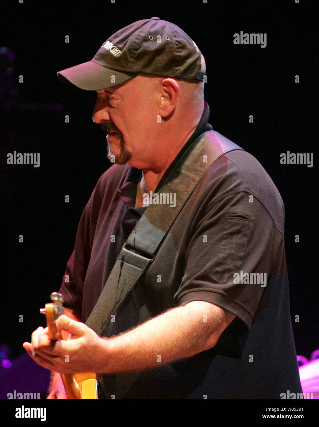 Dave mason hi-res stock photography and images - Alamy