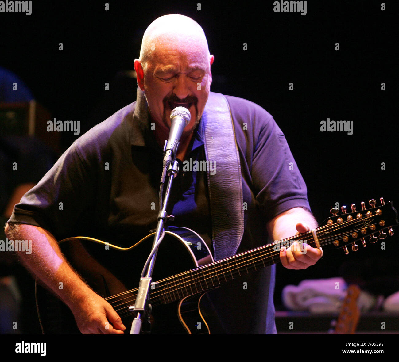 Legendary British blues musician Dave Mason performs in concert at the ...
