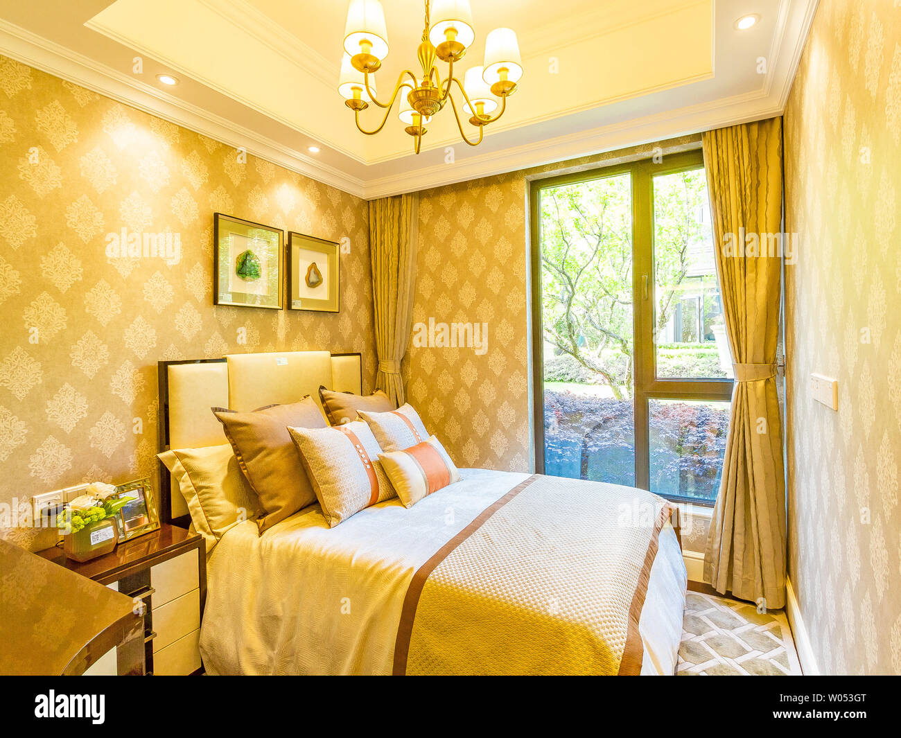 Bedroom, sleep, comfortable and comfortable rest environment, different ...