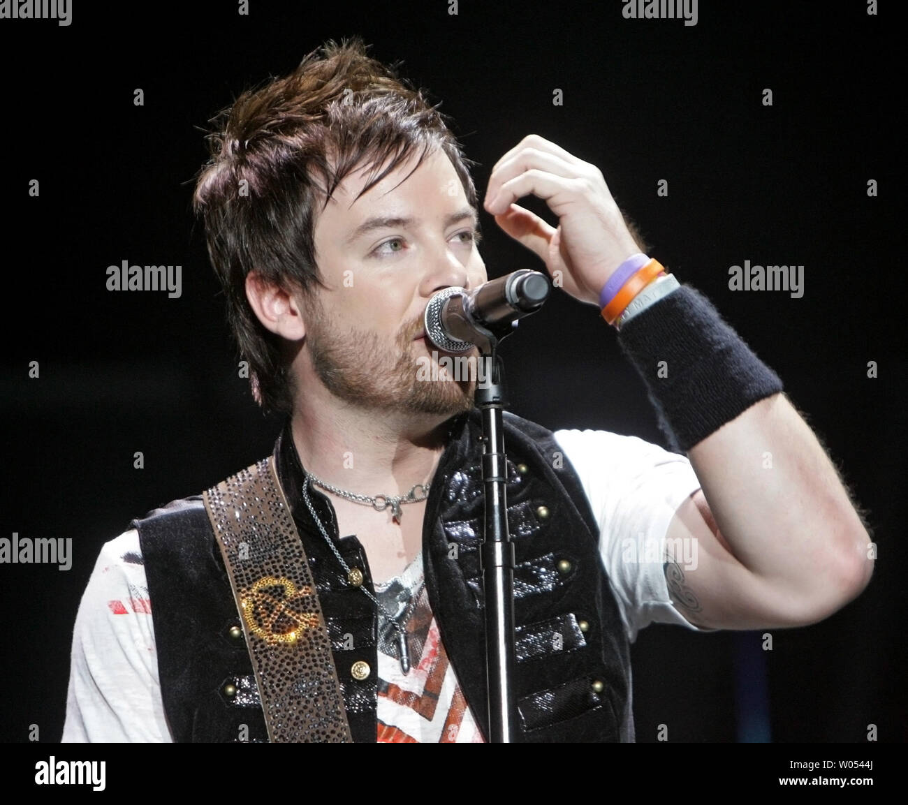 American Idol Winner David Cook High Resolution Stock Photography and ...