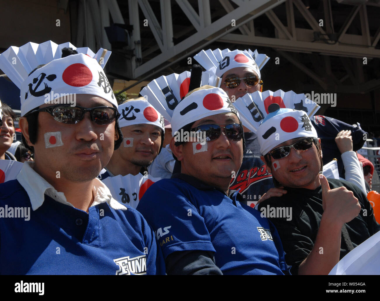 Japanese Baseball Fans High Resolution Stock Photography and Images - Alamy