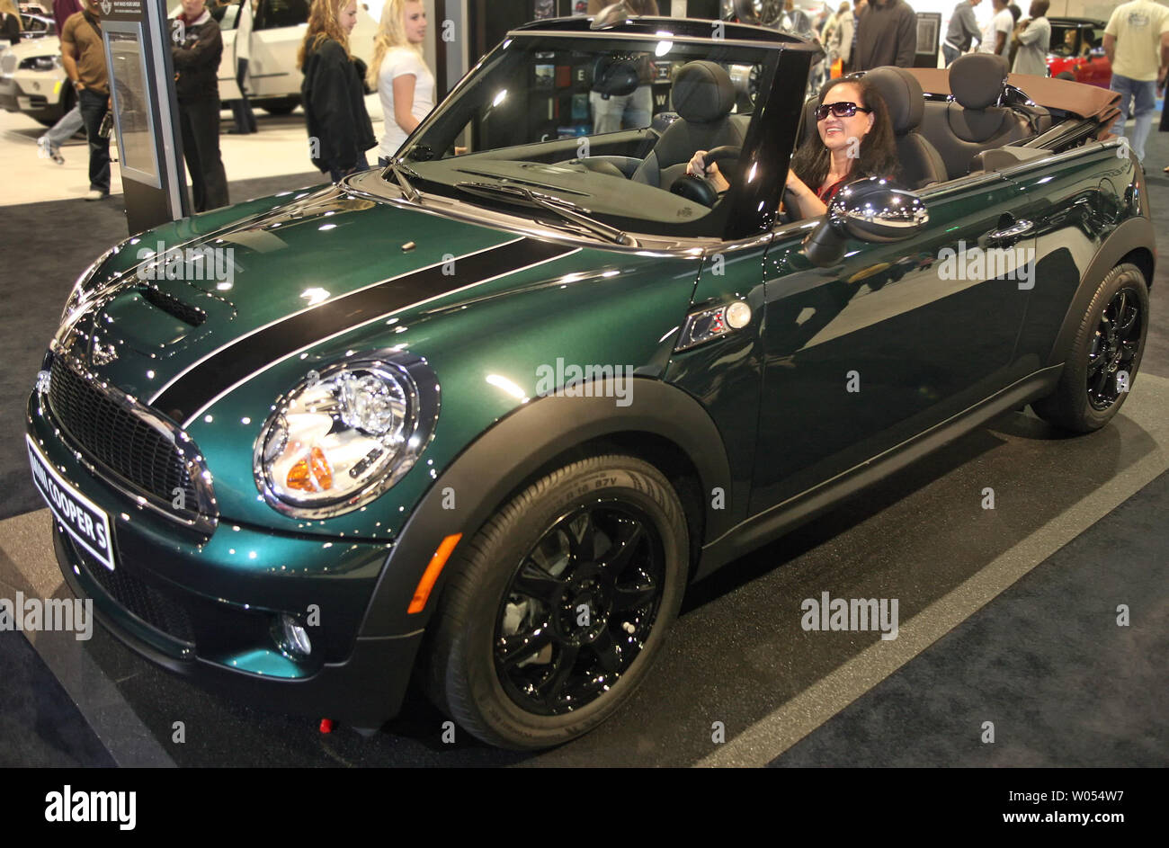 2010 mini convertible hi-res stock photography and images - Alamy