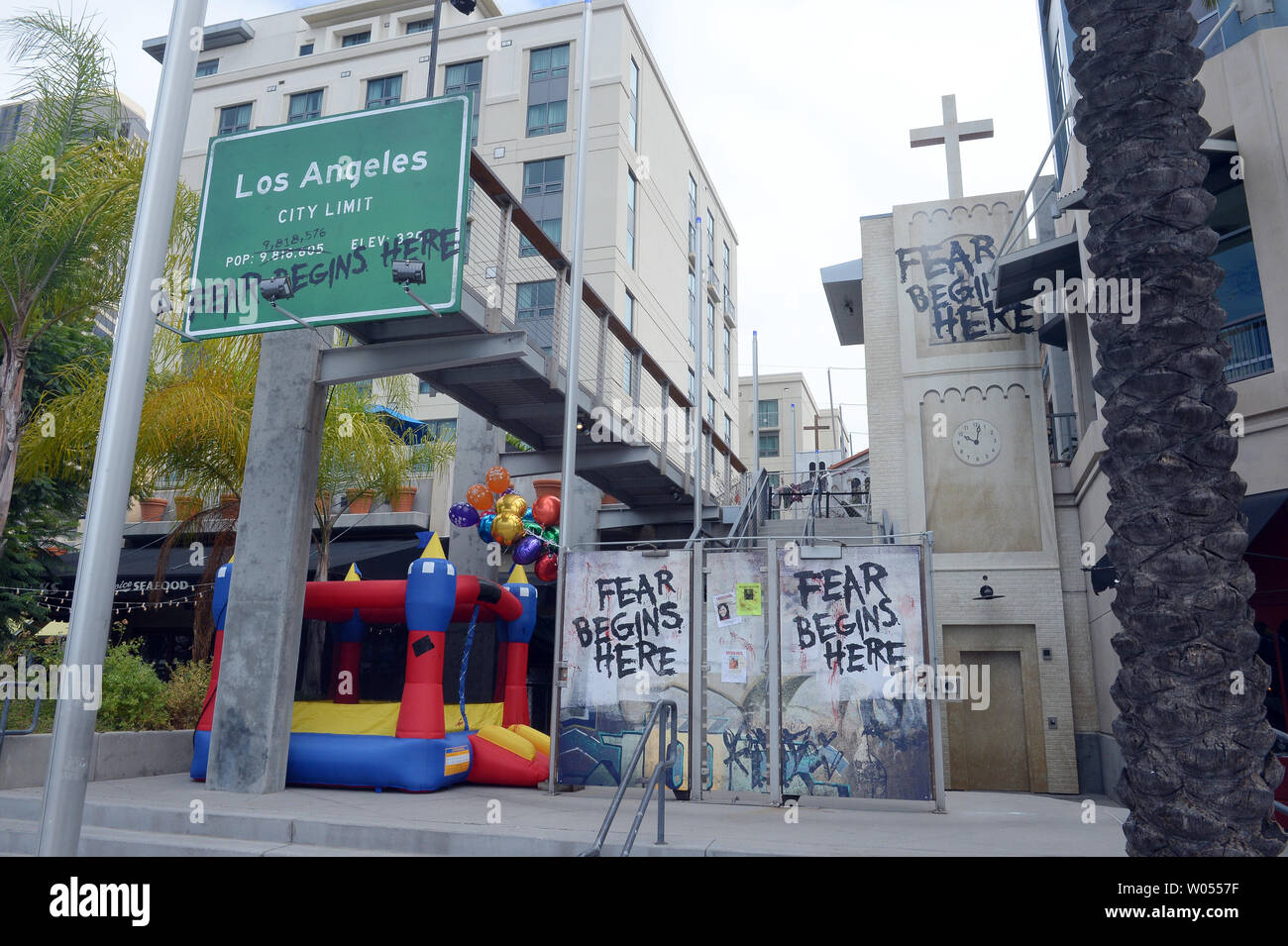 2015 comic con international hi-res stock photography and images - Alamy