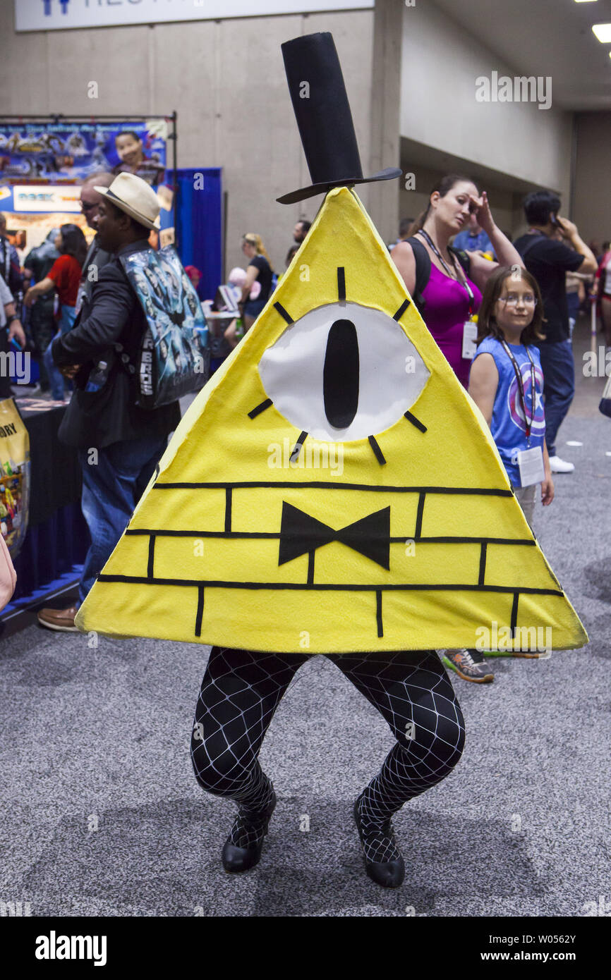 Thousands of fans arrive for the annual four-day Comic-Con gathering in ...