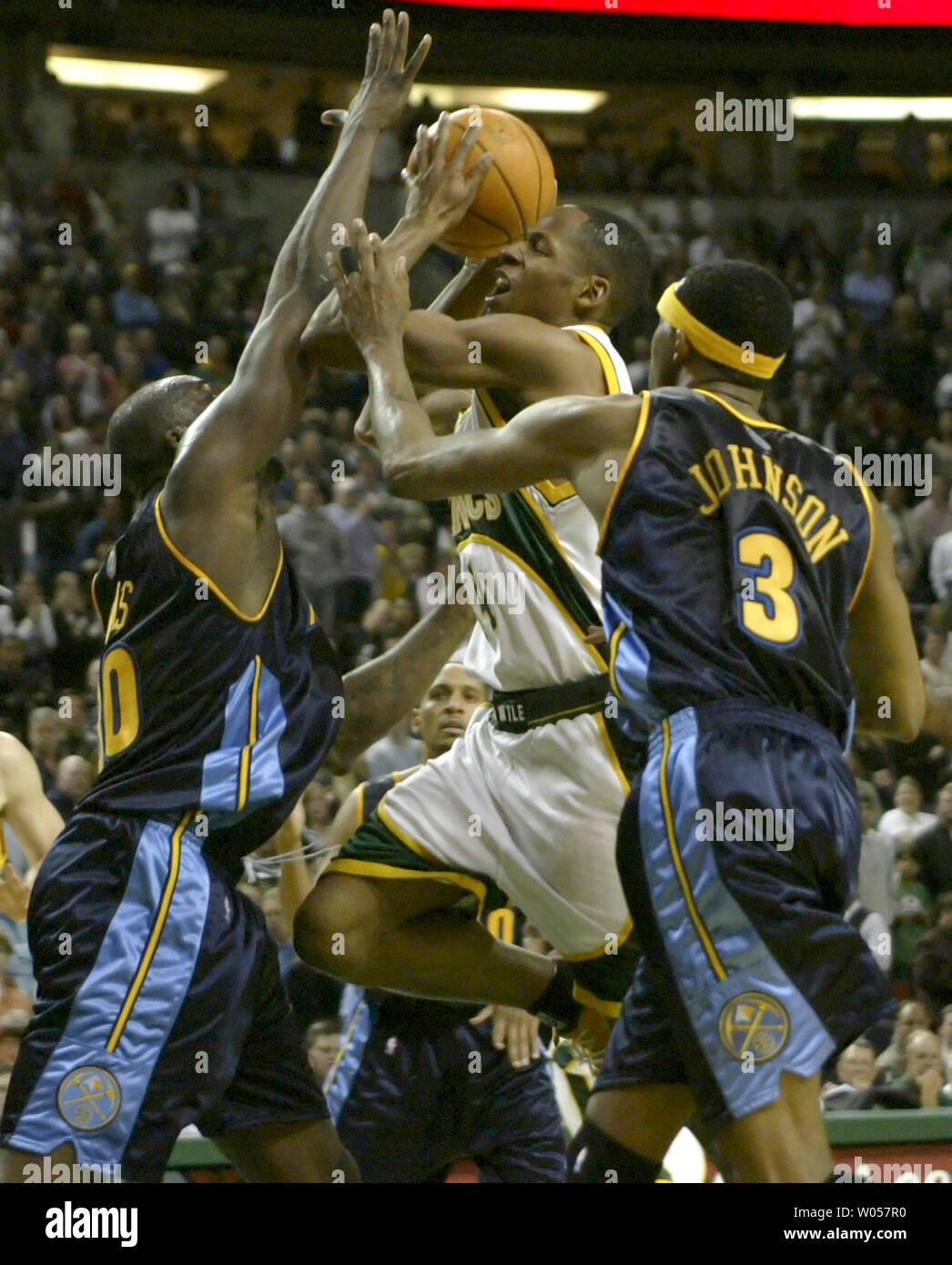 Seattle supersonics ray allen hi-res stock photography and images - Alamy