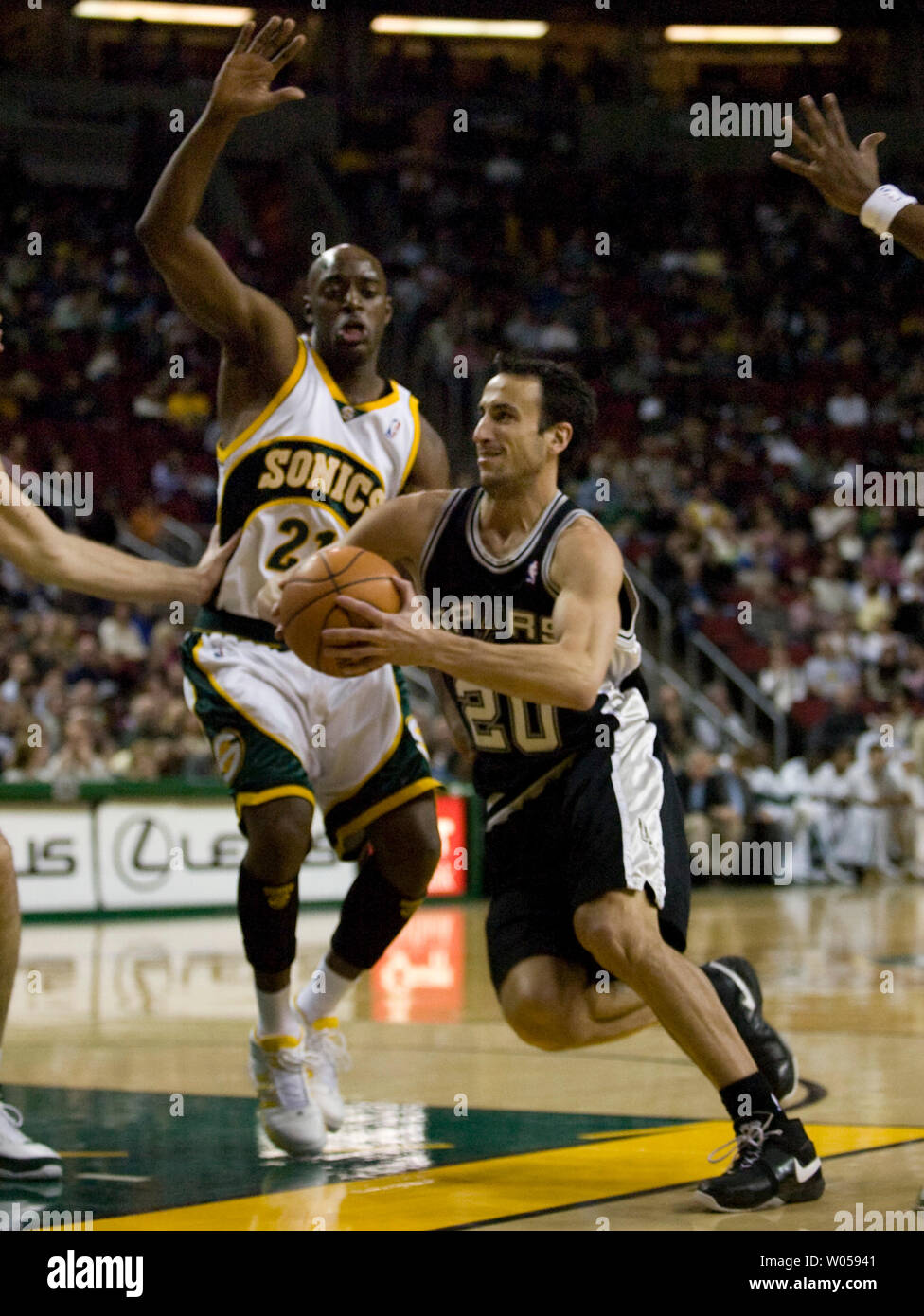 Manu ginobili c san hi-res stock photography and images - Alamy
