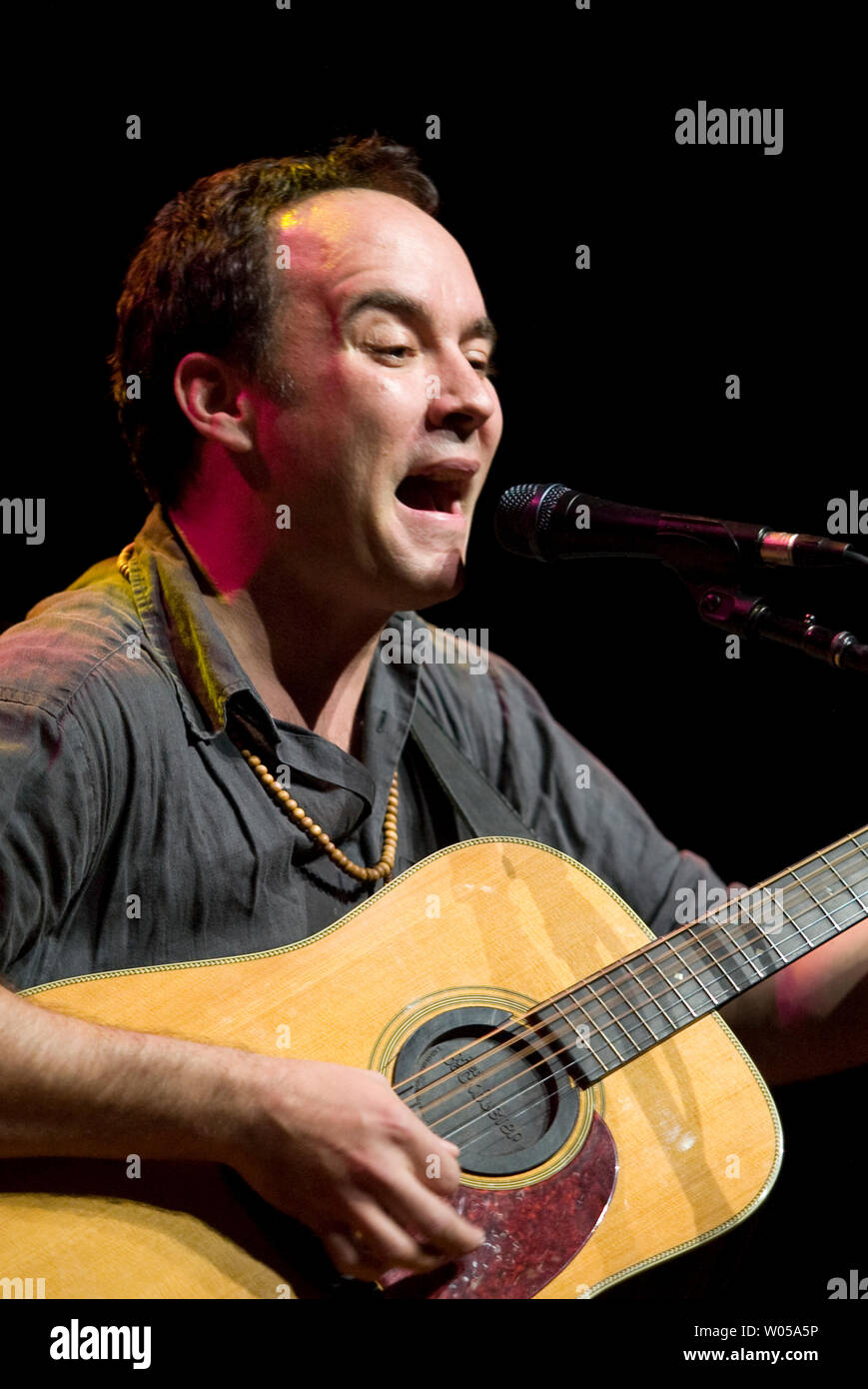 Dave mattews hi-res stock photography and images - Alamy