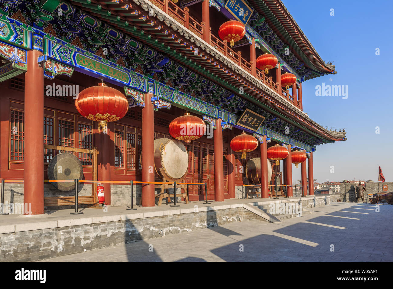 Qingzhou ancient city of Fu Qimen City Gate Tower Stock Photo - Alamy