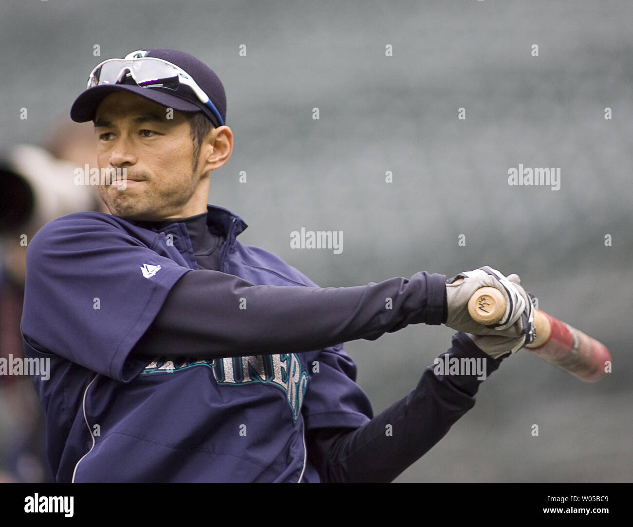 Isao suzuki hi-res stock photography and images - Alamy