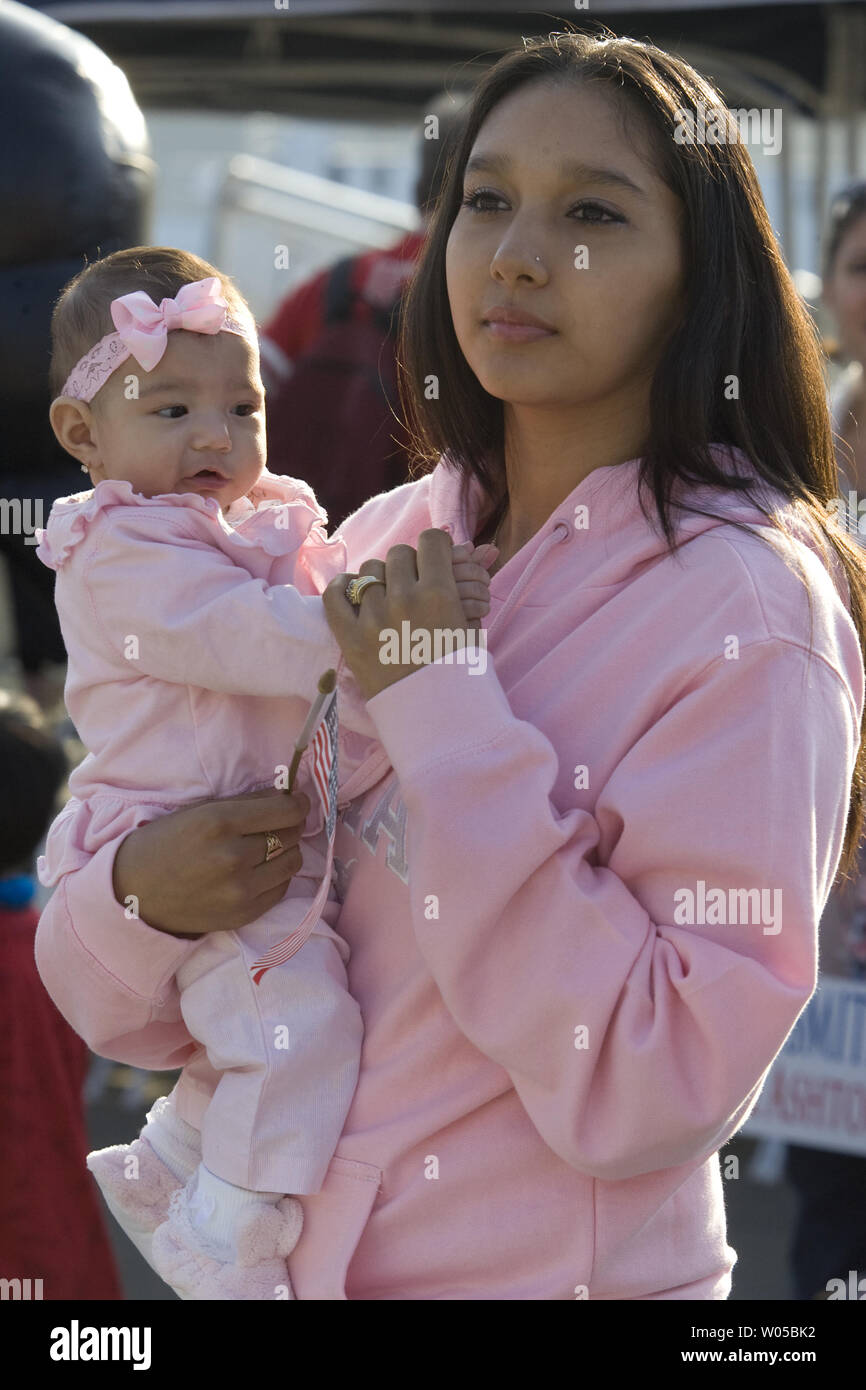 Petty officer third class hi-res stock photography and images - Alamy