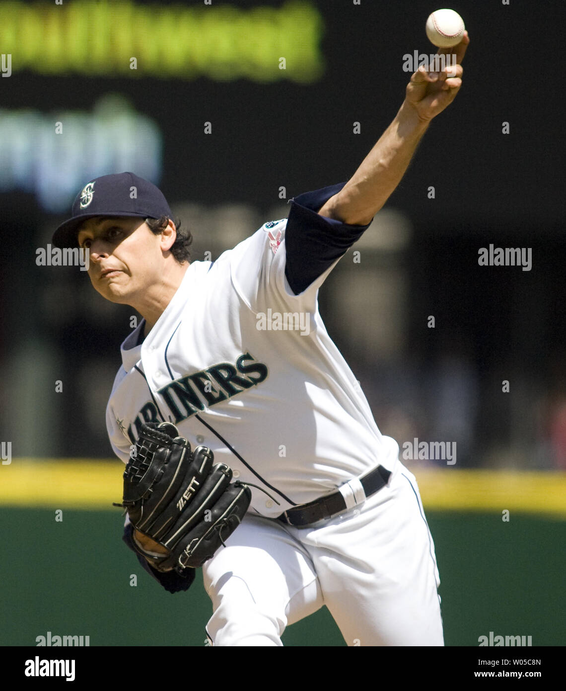 Jason vargas hi-res stock photography and images - Alamy