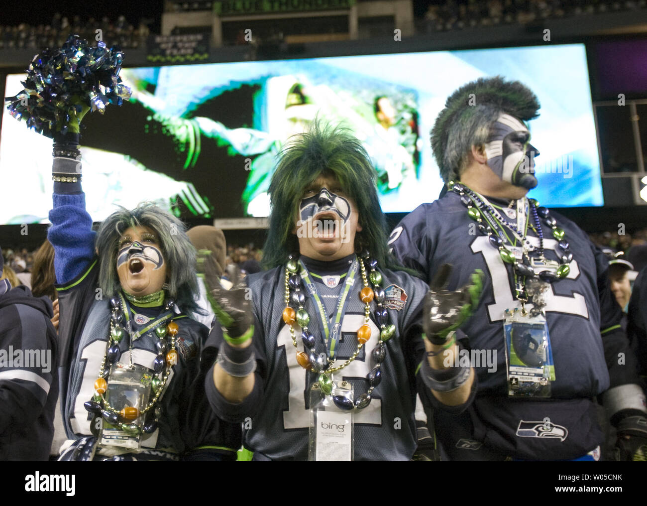 Mr. and Mrs. Seattle Seahawks, Jeff and DeDe Schumaier, celebrate the ...
