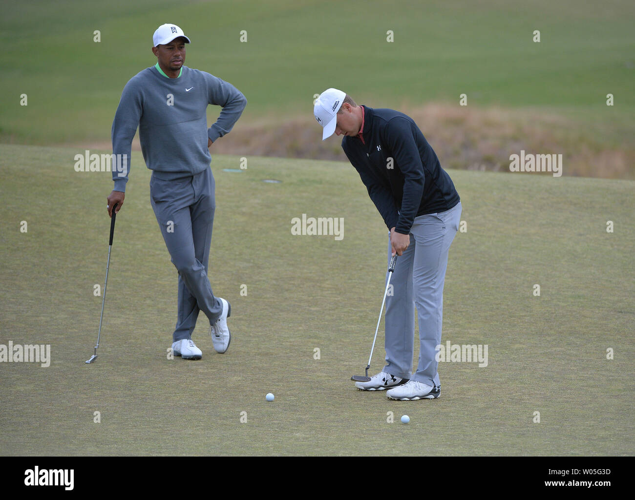 Jordan speith tiger woods hi-res stock photography and images - Alamy