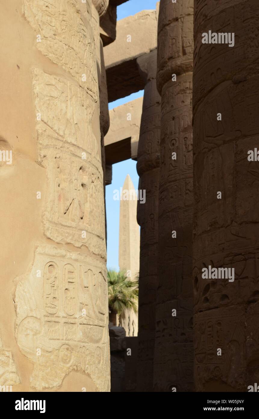 Through columns hi-res stock photography and images - Alamy