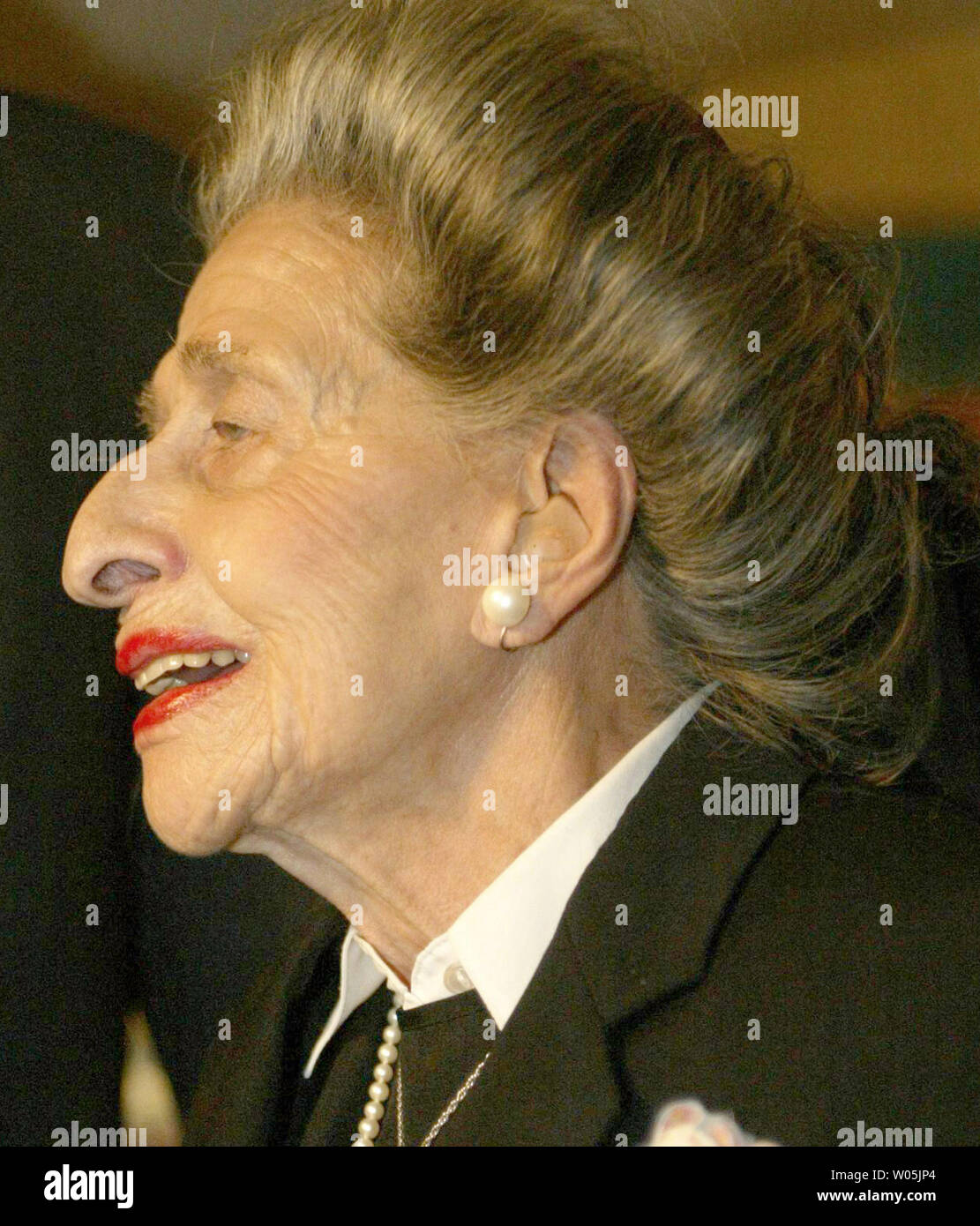 Ninety-three-year-old Dona Conchita Ortiz, the first woman member of ...