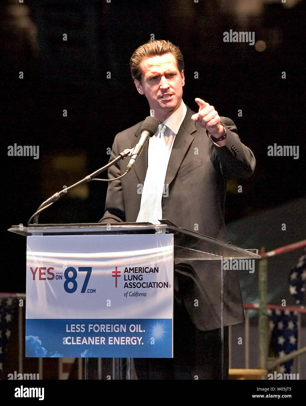 Gavin newsom 2006 hi-res stock photography and images - Alamy